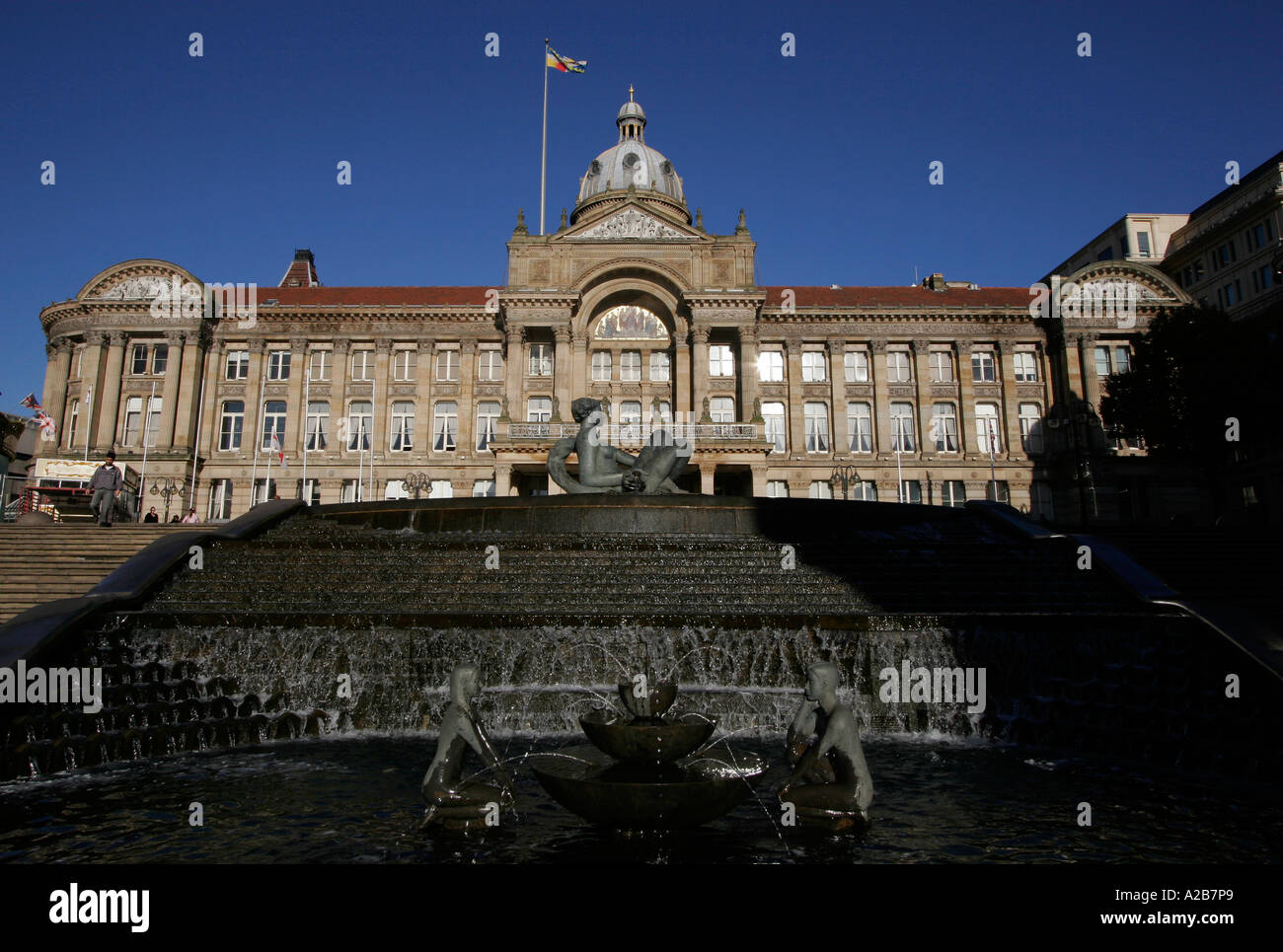 Victoria Square and Birmingham City Council House in early morning ...