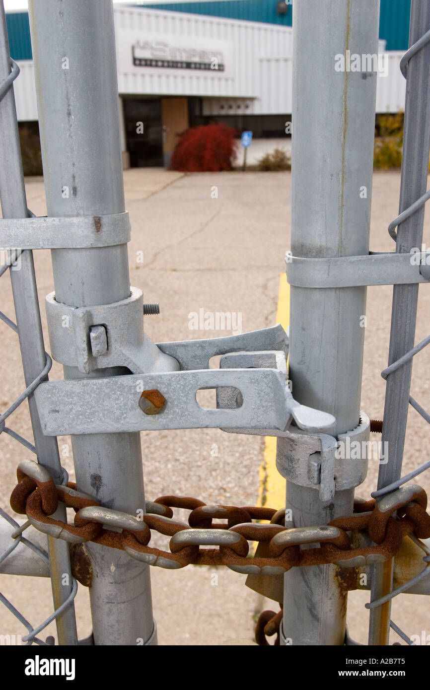 Closed Auto Parts Factory Stock Photo - Alamy