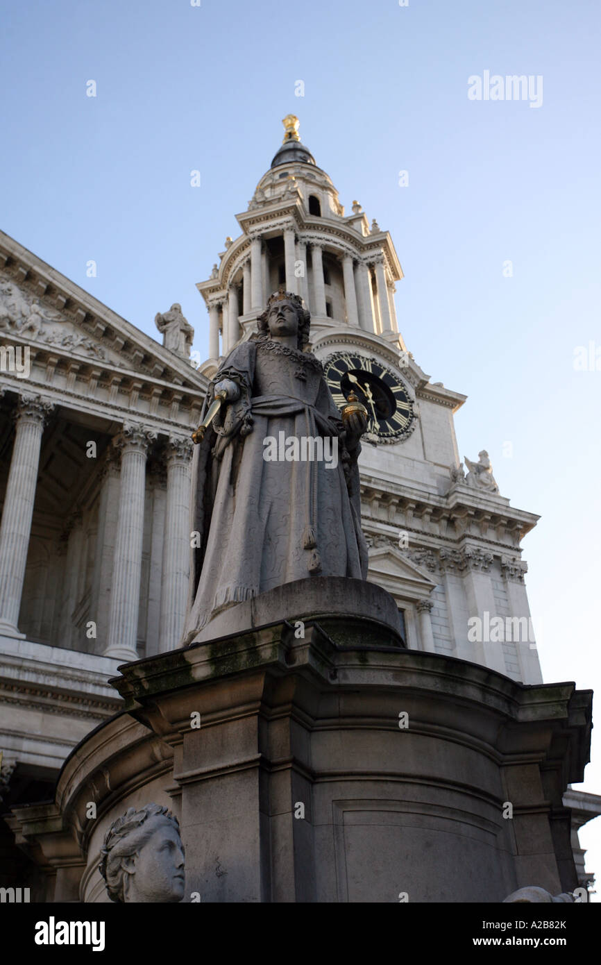 Statue of Queen Anne in front of St Pauls Cathedral London England UK ...