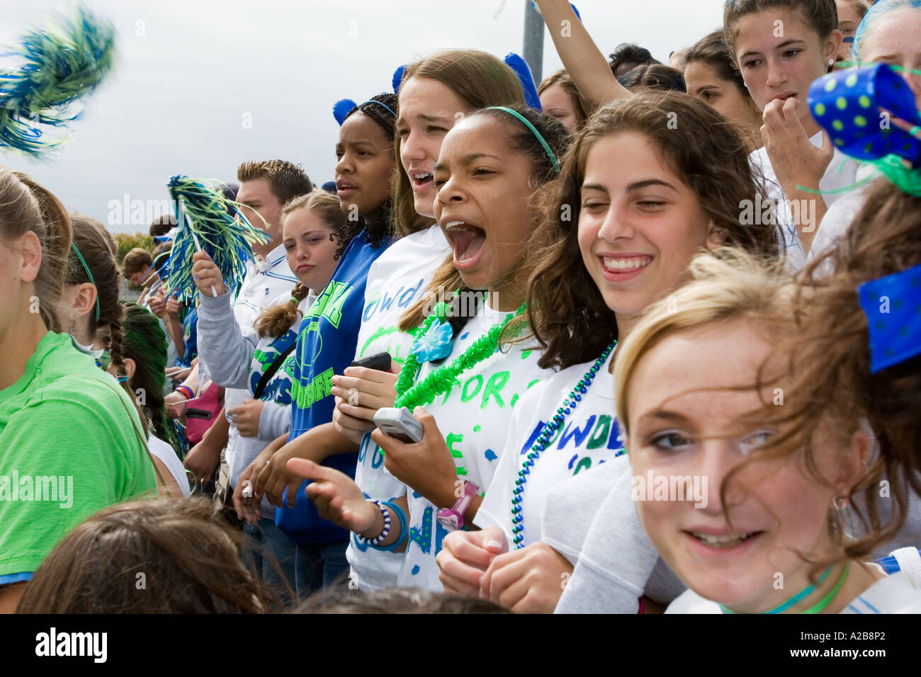 High school football crowd hi-res stock photography and images - Alamy