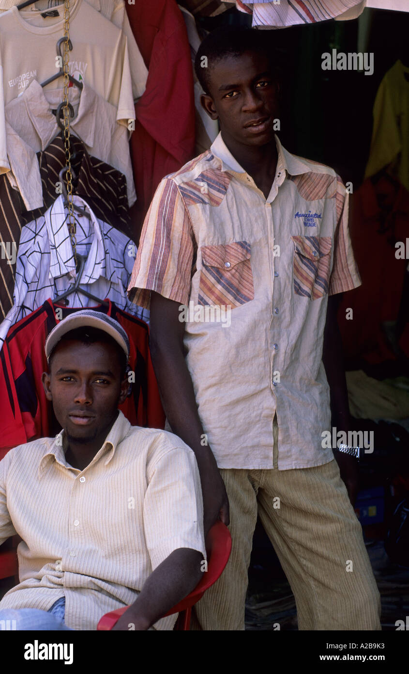 Black libyans in front of a shop, Kufrah oasis, Libya Stock Photo - Alamy