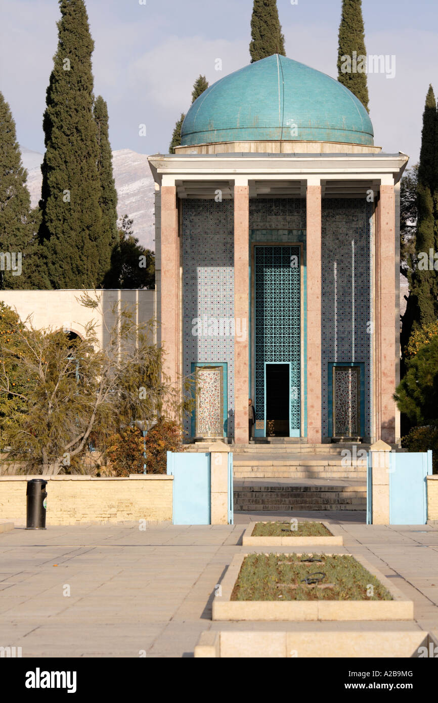 Tomb sheikh sadi one major hi-res stock photography and images - Alamy