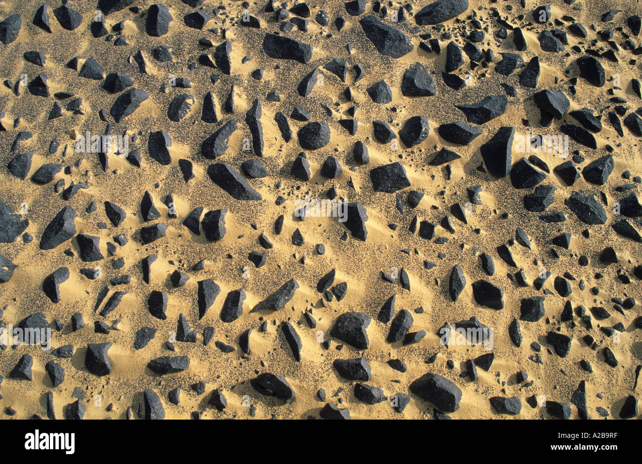 Libya desert rocks hi-res stock photography and images - Alamy