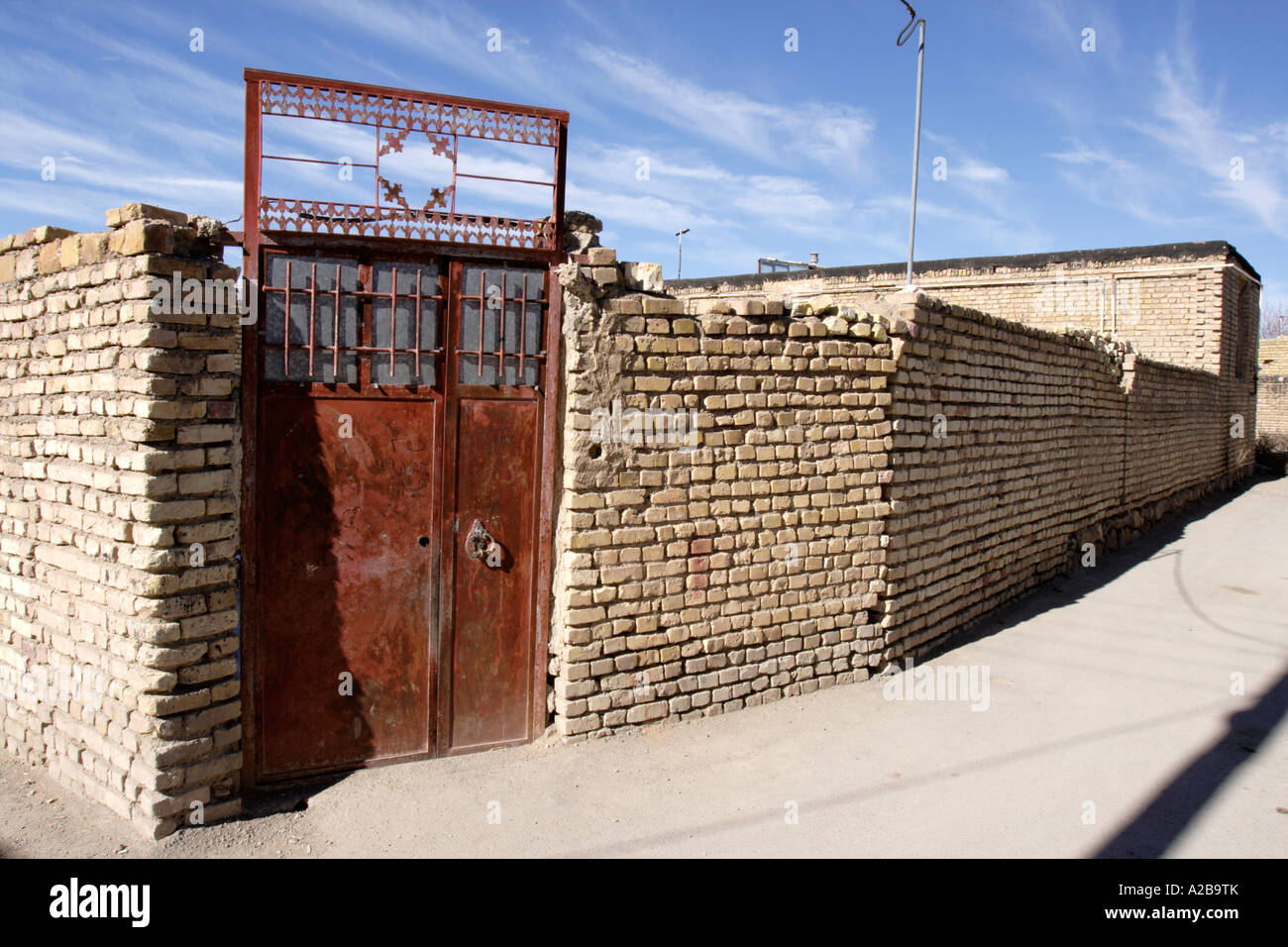 Traditional house in a rural village in Iran Stock Photo - Alamy