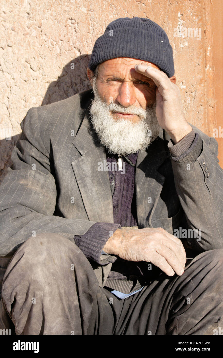 Iranian traditional hat hi-res stock photography and images - Alamy