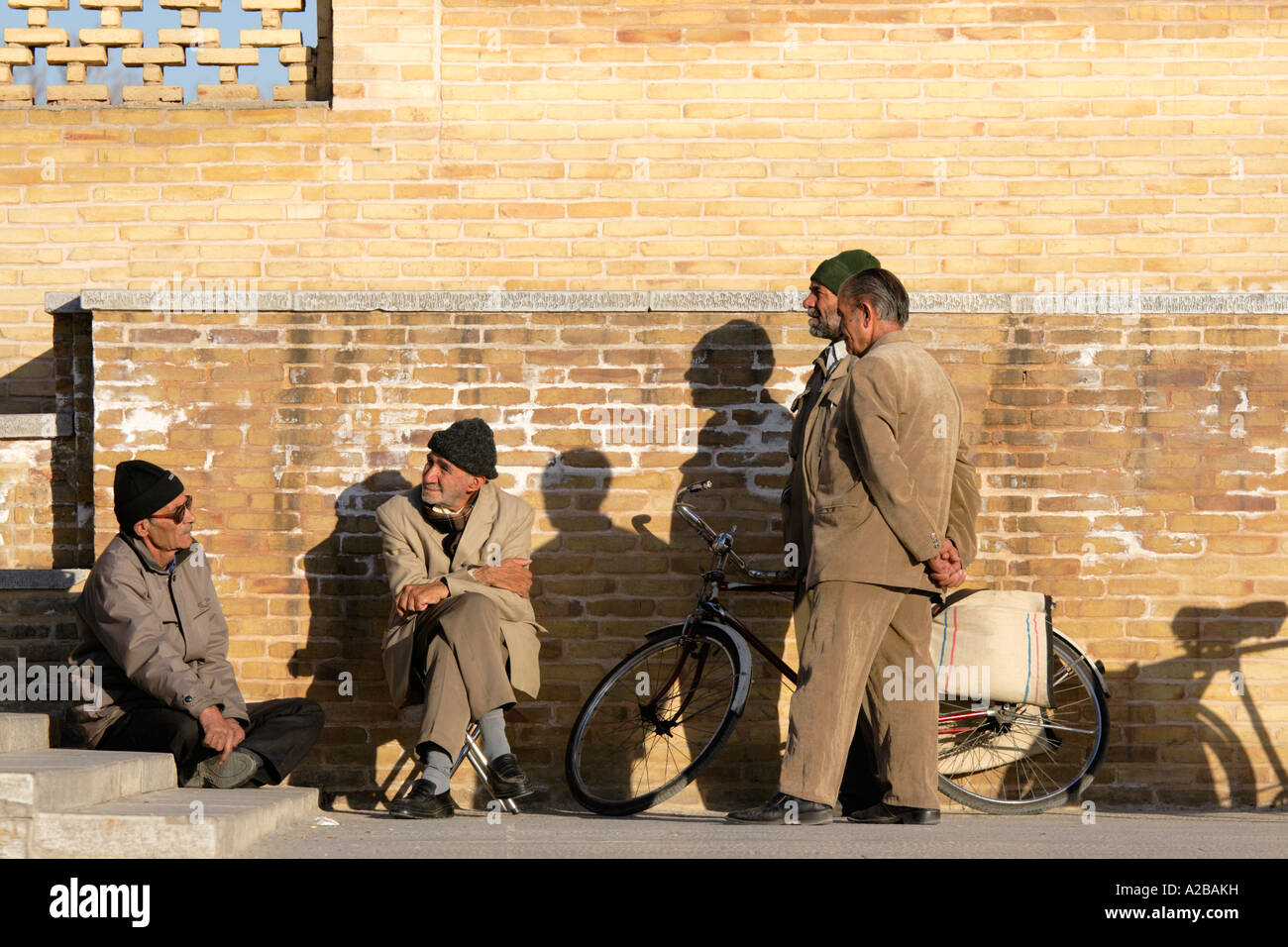 Iranian people relaxing in Esfahan, Iran Stock Photo - Alamy