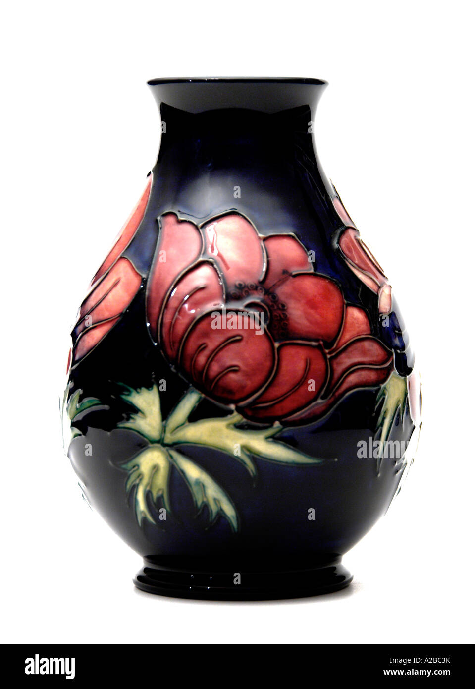Moorcroft pottery hi-res stock photography and images - Alamy