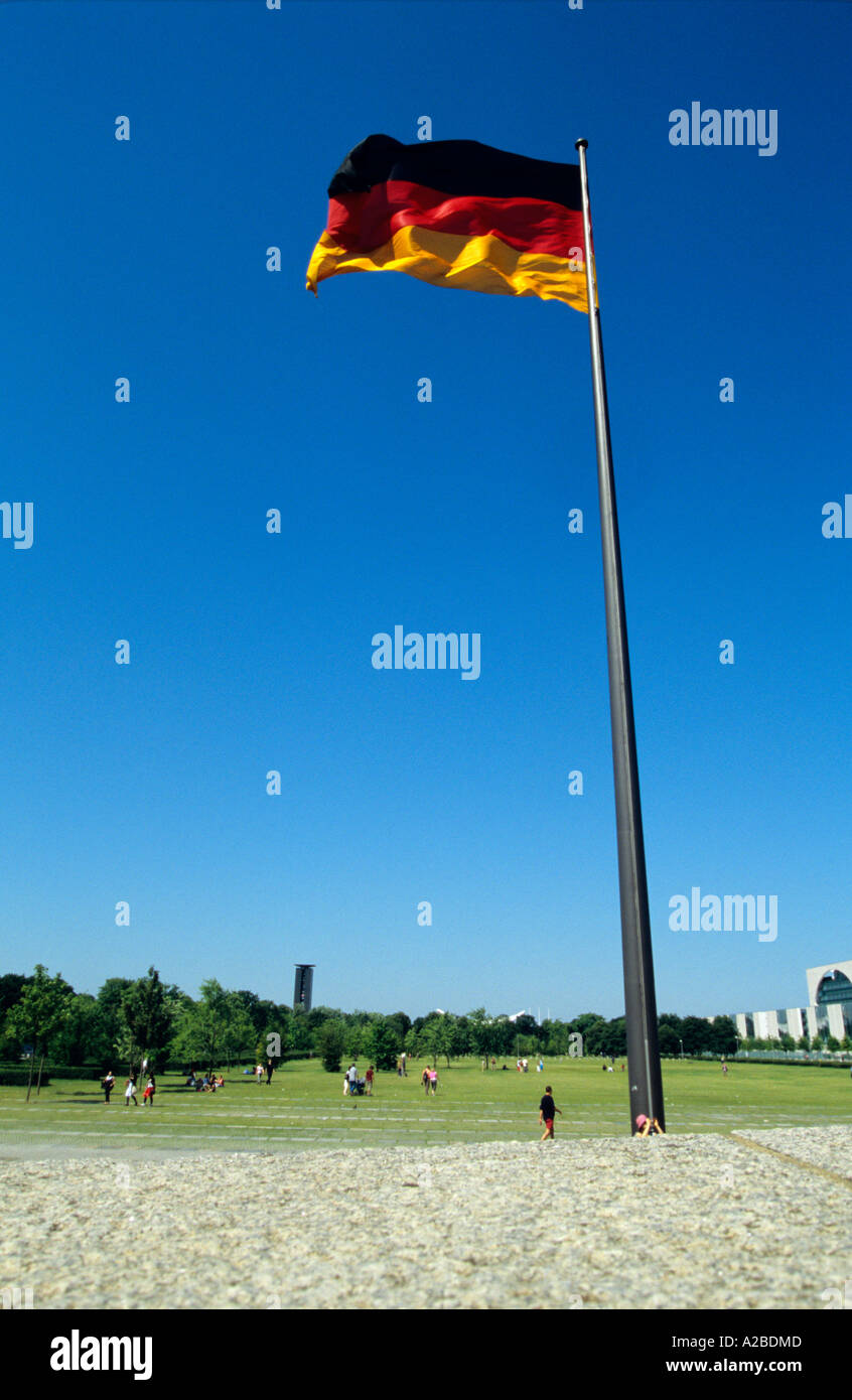 1990 berlin flag hi-res stock photography and images - Alamy