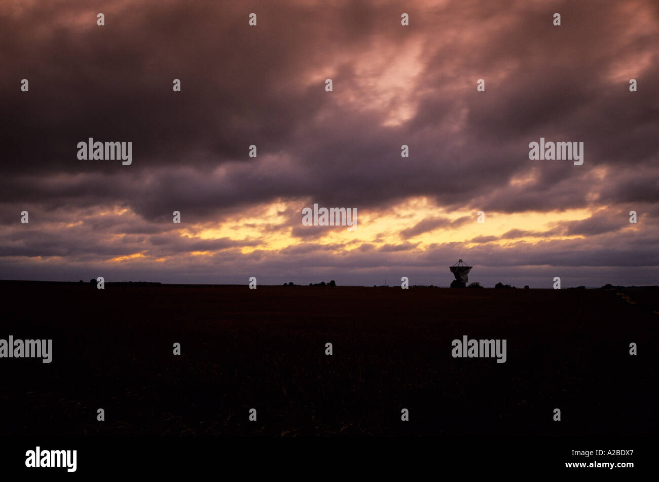 Chilbolton telescope hampshire hi-res stock photography and images - Alamy