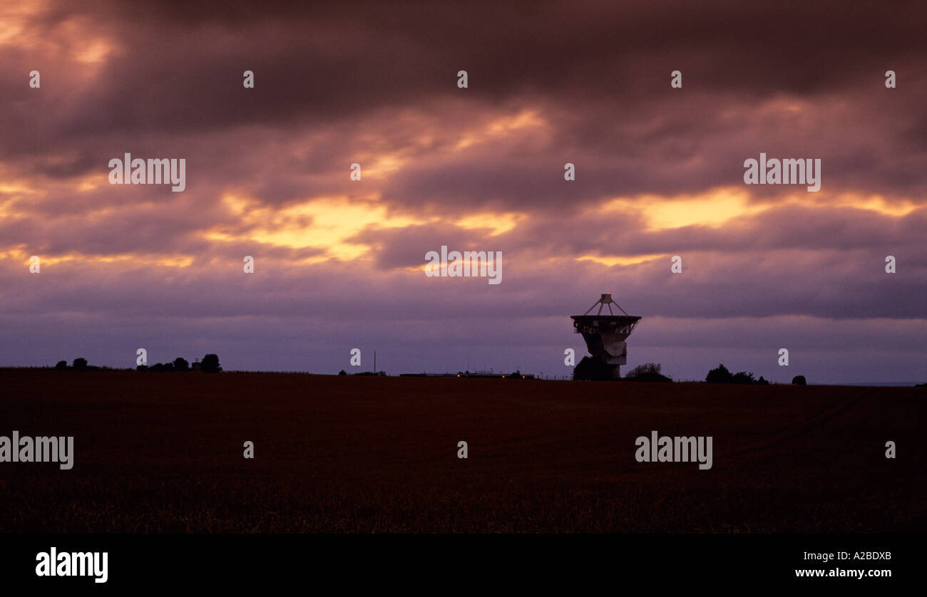 Chilbolton telescope hampshire hi-res stock photography and images - Alamy