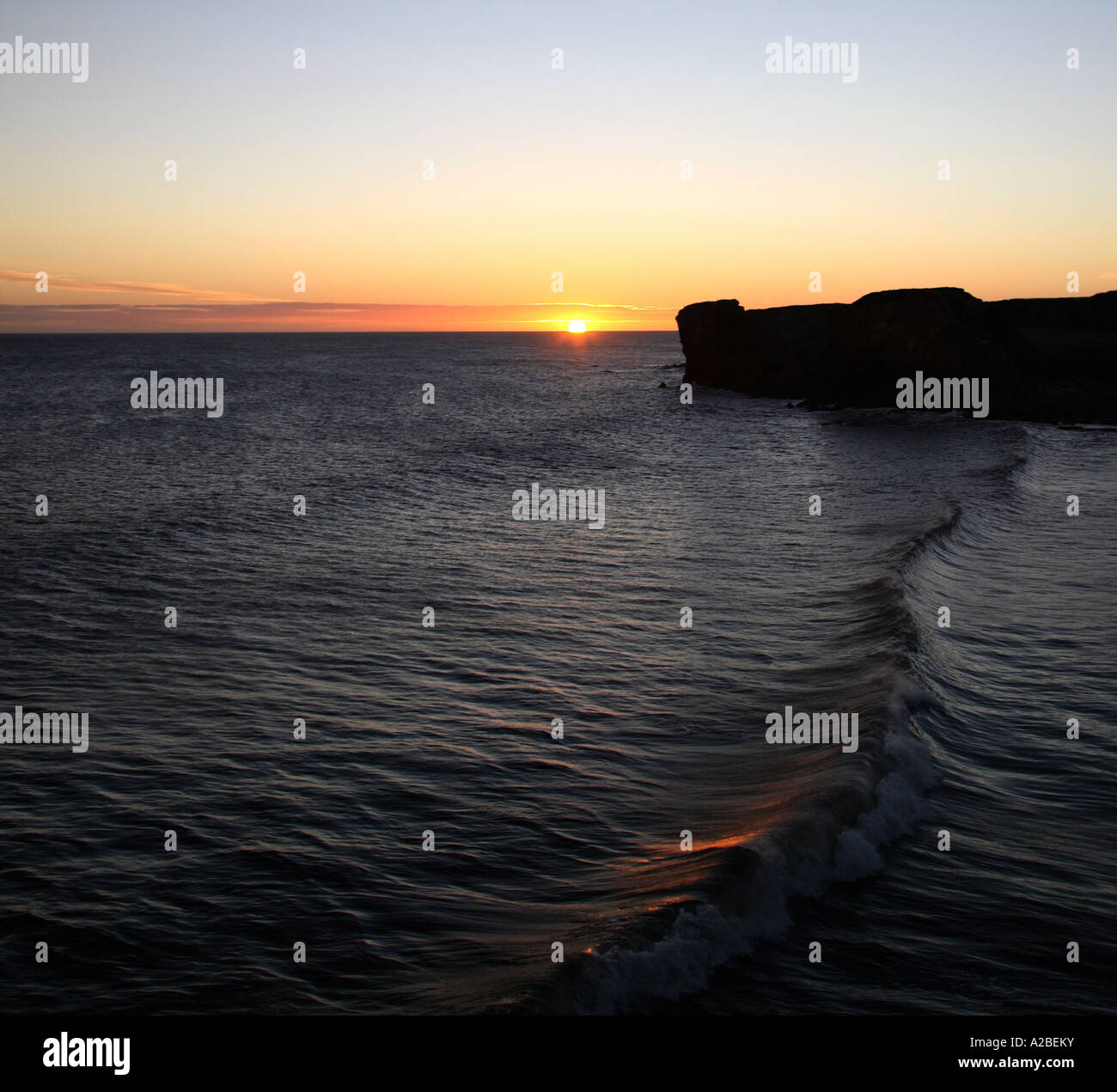 Trow Rock sunrise reflection Stock Photo - Alamy