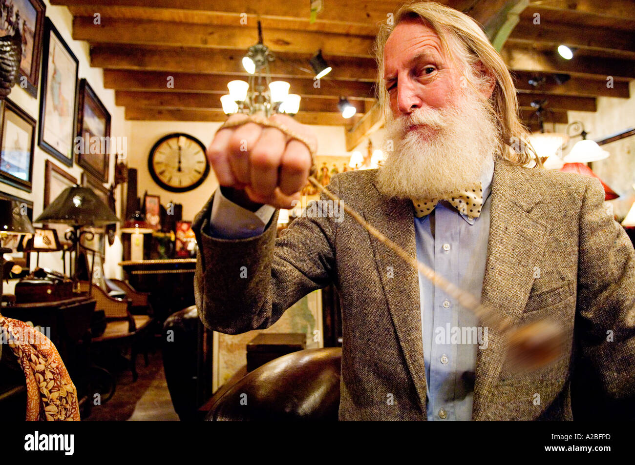 Pocket watch swinging hi-res stock photography and images - Alamy