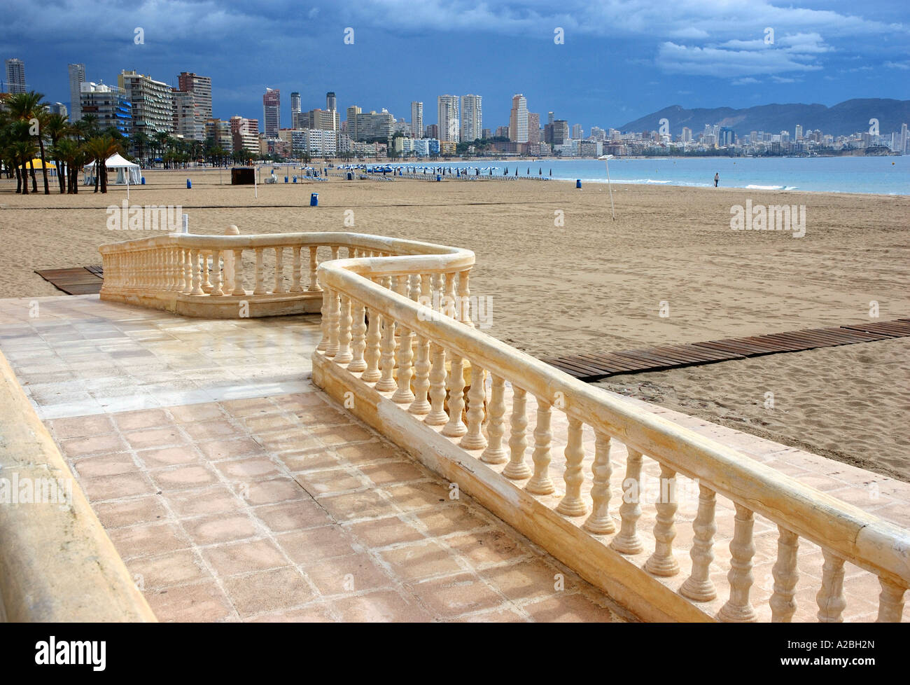 Plage alicante hi-res stock photography and images - Alamy