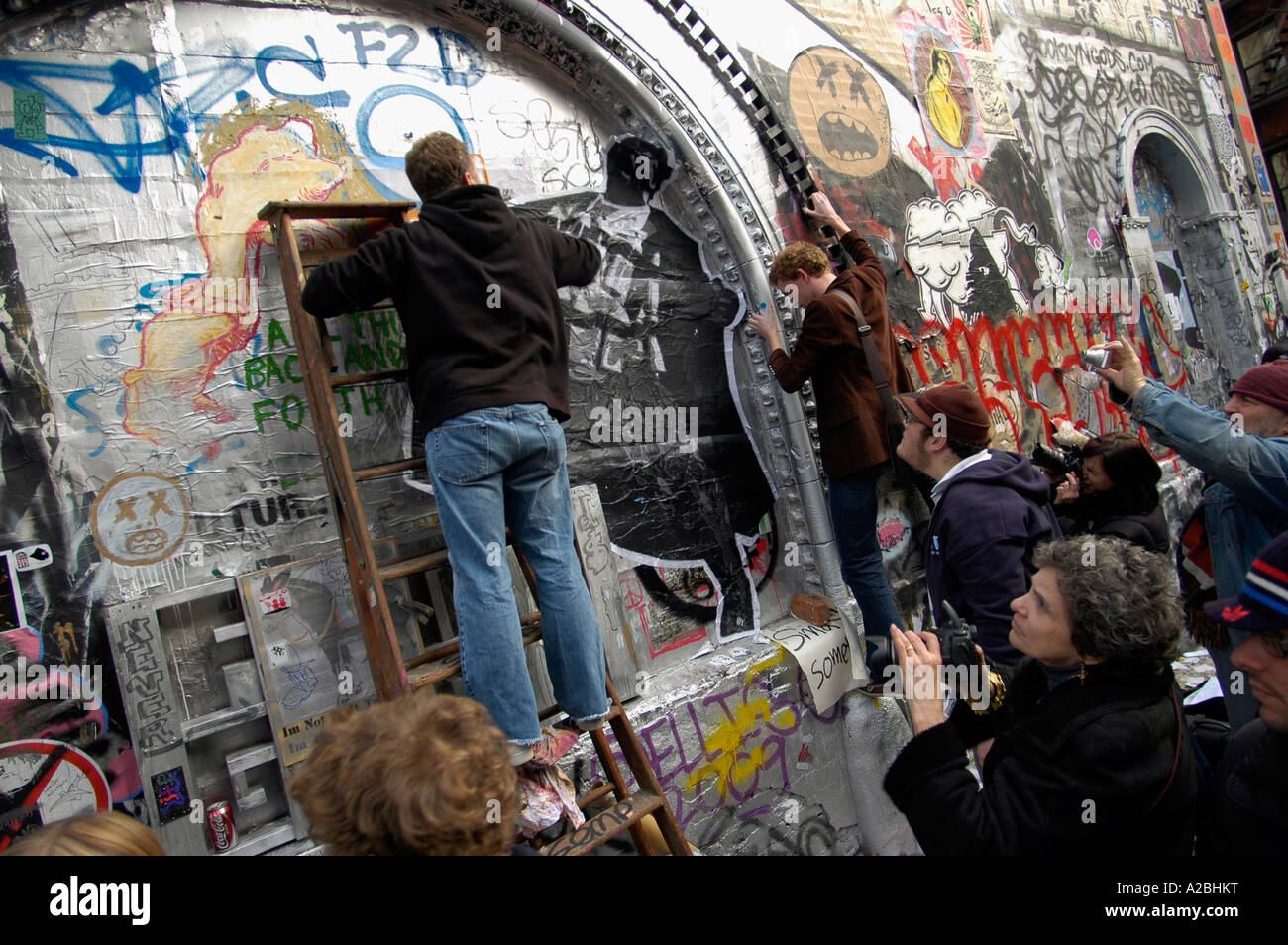Thousands of art lovers queue up outside of 11 Spring Street in the NYC ...