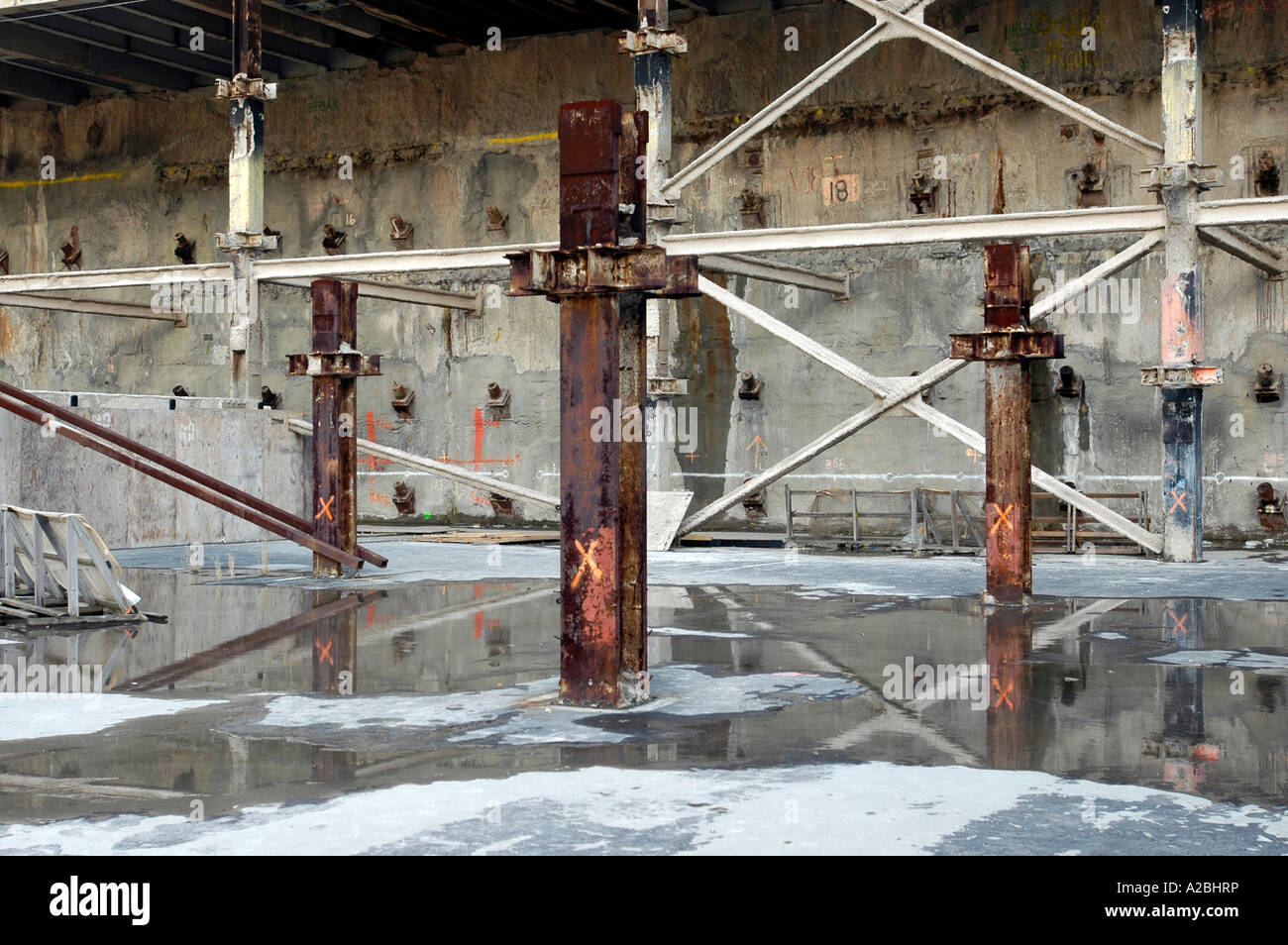 World trade center construction excavation hi-res stock photography and ...