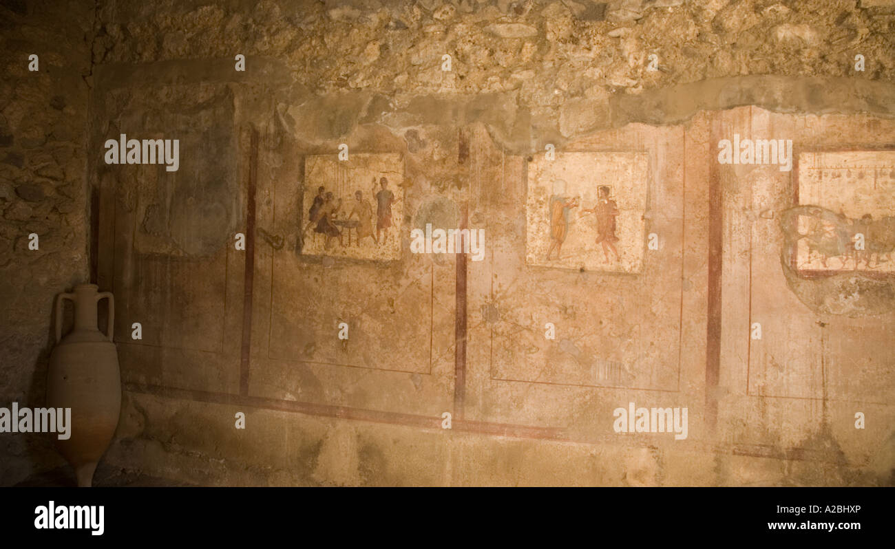 House of the vettii in pompeii hi-res stock photography and images - Alamy