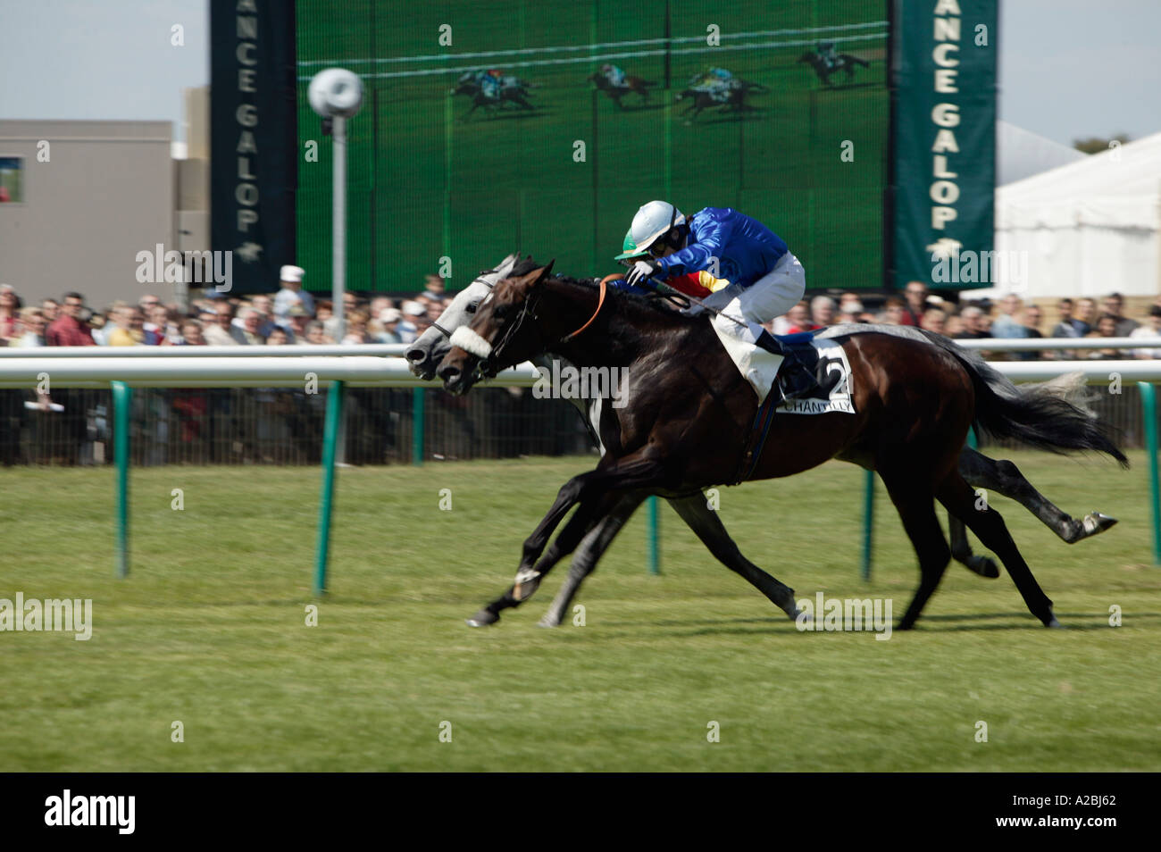 Chantilly horse racing hi-res stock photography and images - Alamy
