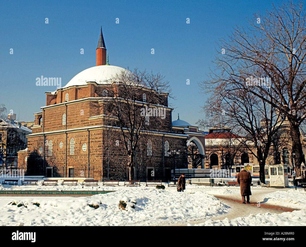 Banya Bashi Mosque - The Mosque By The Bath House - In Sofia The ...