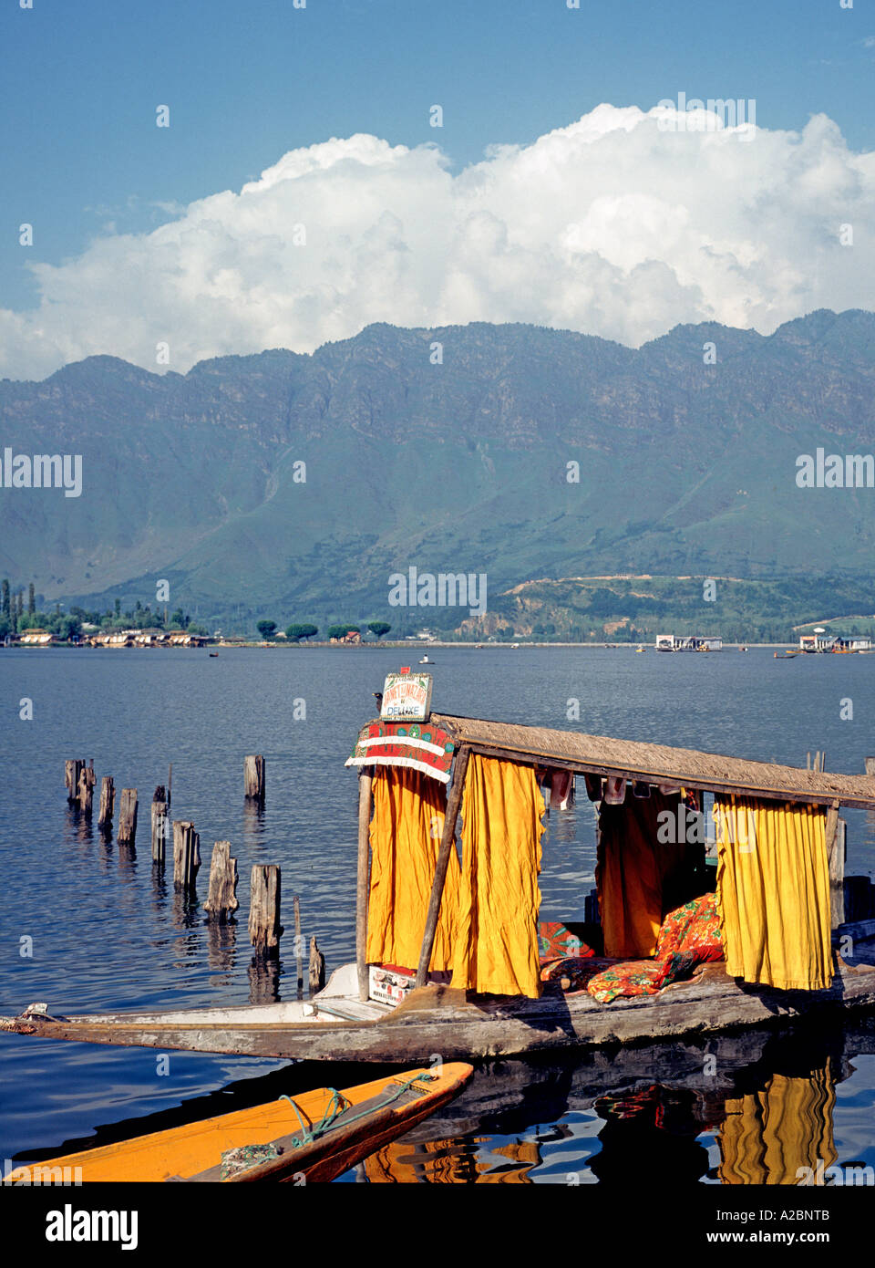 Colored shikara hi-res stock photography and images - Alamy