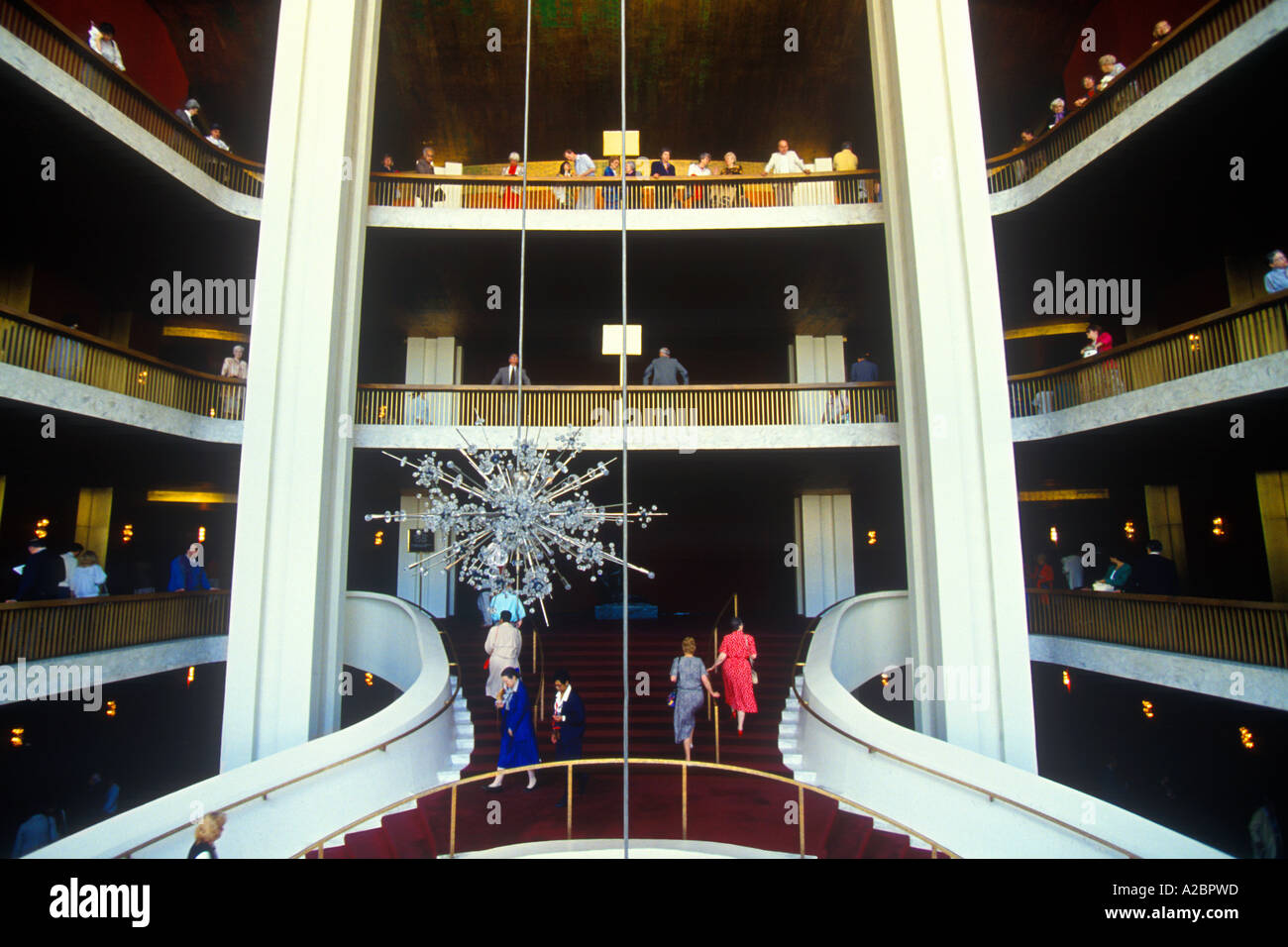 Metropolitan opera house interior hi-res stock photography and images ...