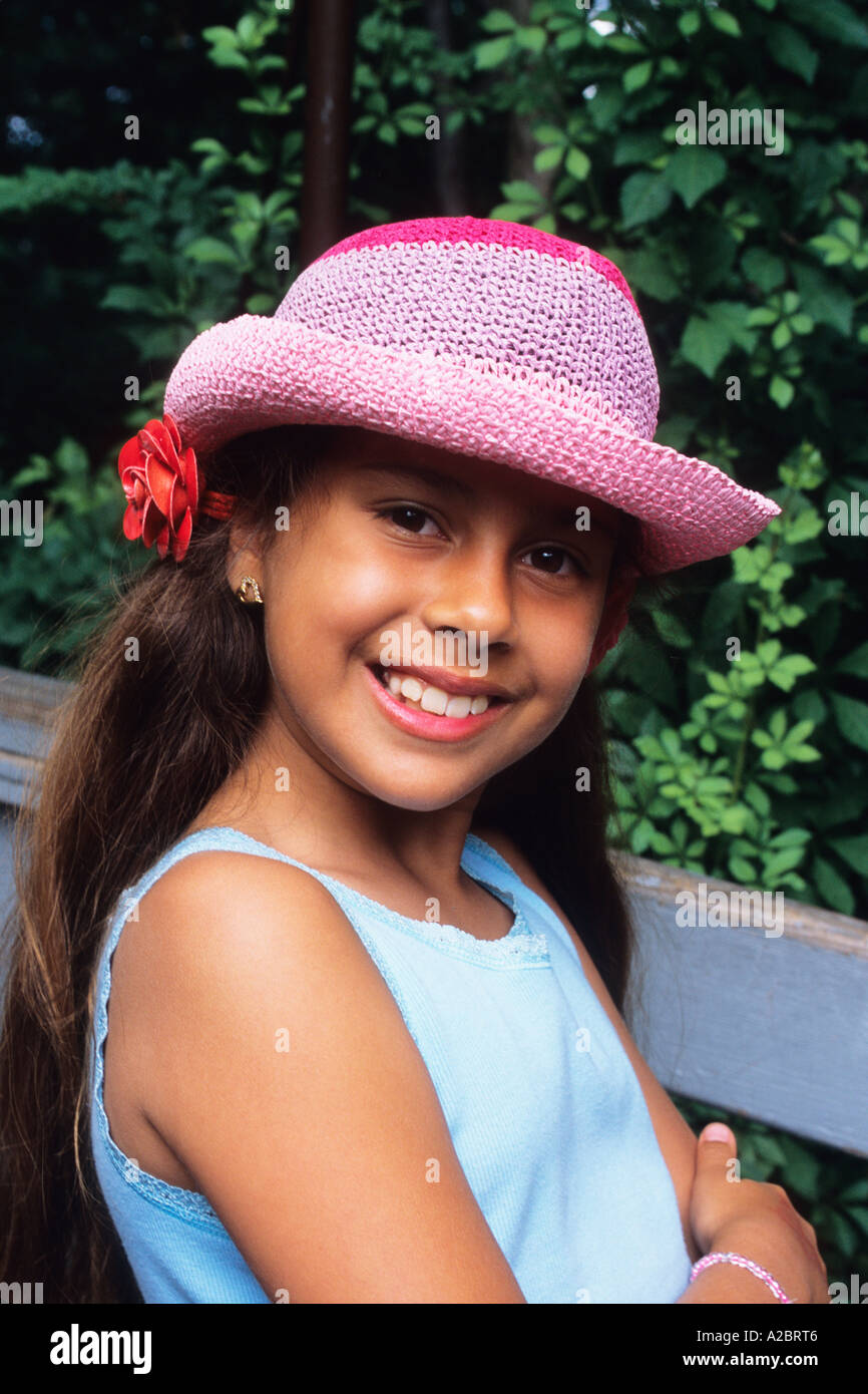 Pretty nine year old girl hi-res stock photography and images - Alamy