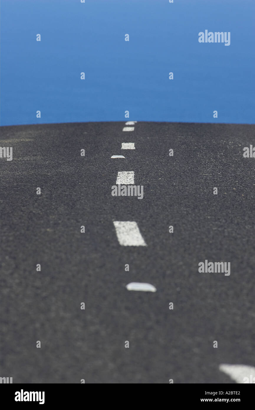 Centreline hi-res stock photography and images - Alamy