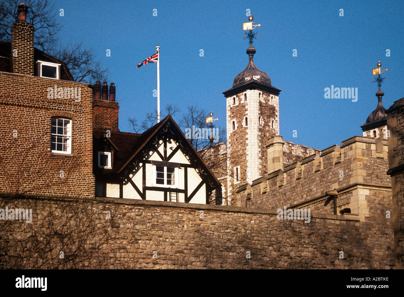 London white stone buildings hi-res stock photography and images - Alamy