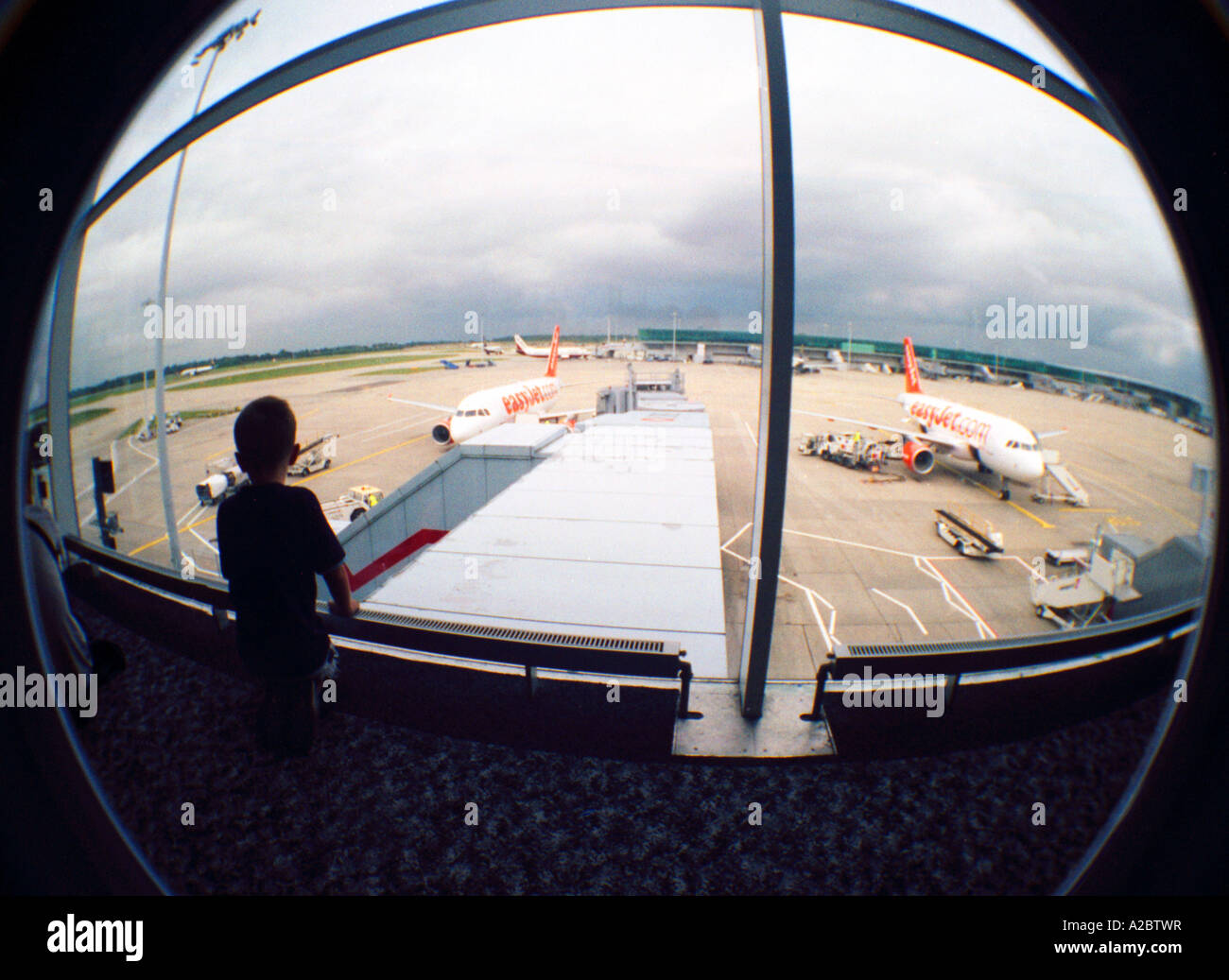 Stansted airport runway hi-res stock photography and images - Alamy