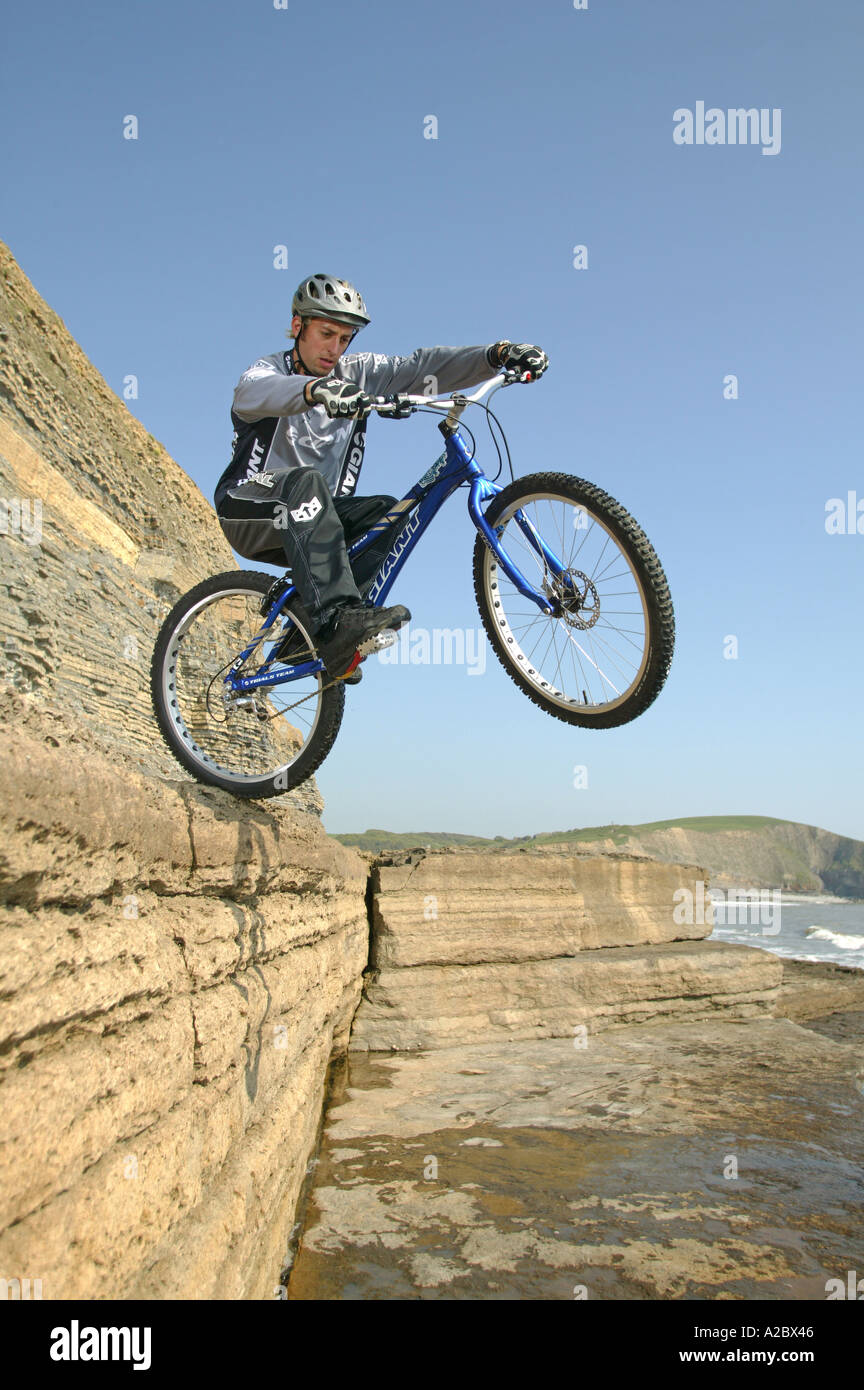 Mountain Bike Trials Rider Stock Photo - Alamy