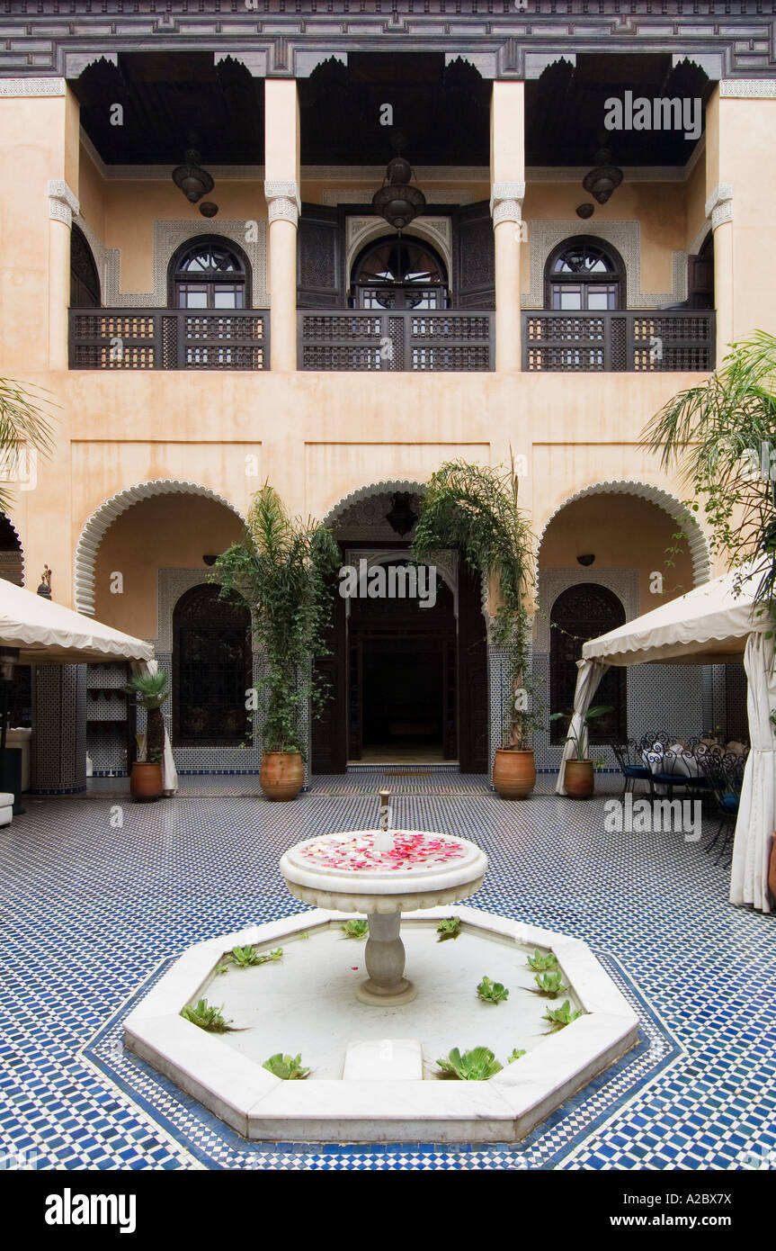 Islamic fountain in central courtyard hi-res stock photography and ...