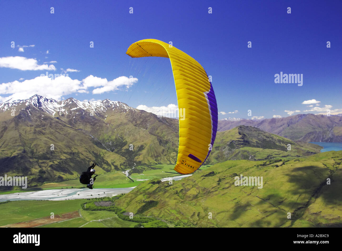 Paraglider Treble Cone Wanaka South Island New Zealand Stock Photo - Alamy