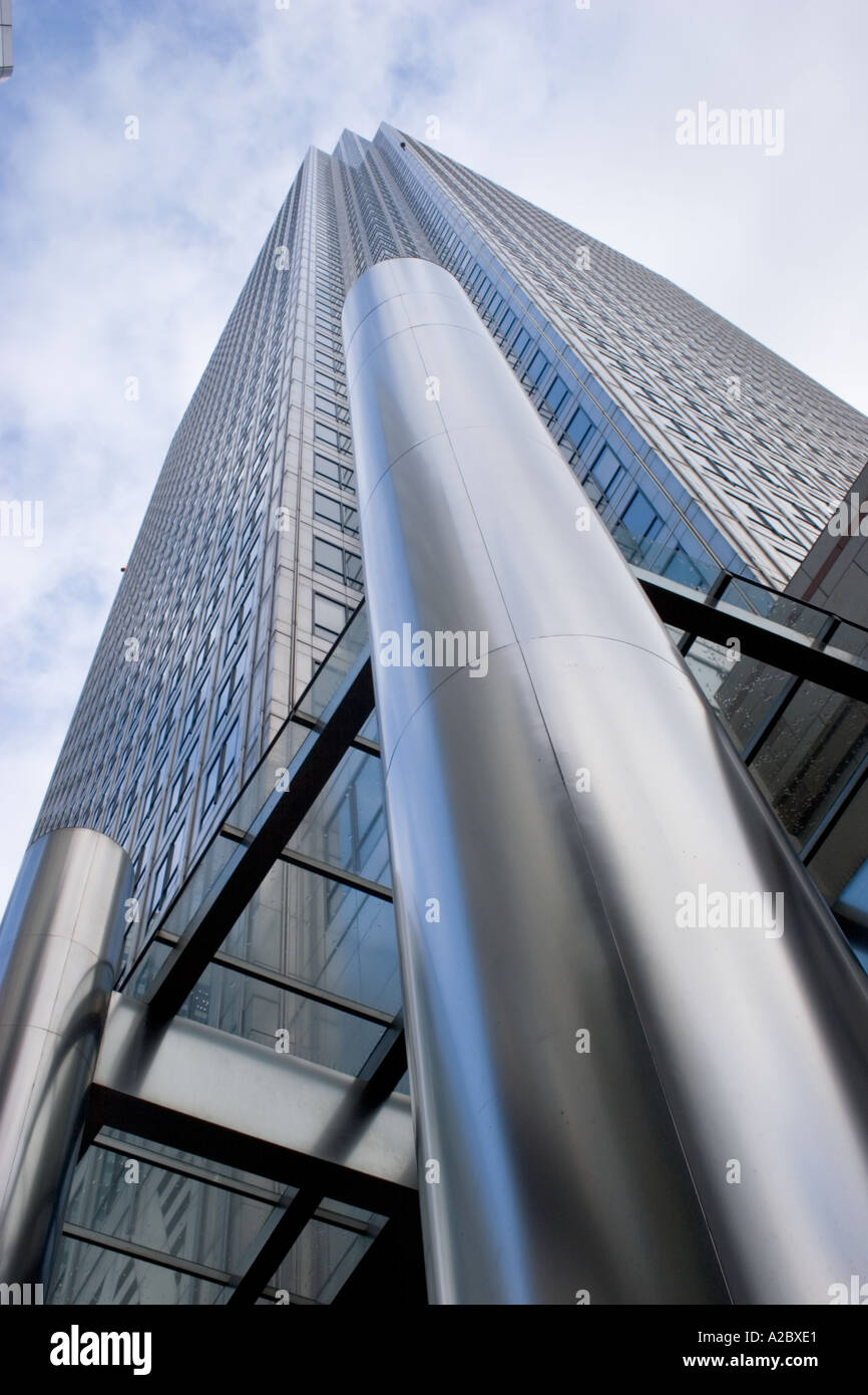 One Canada Square Canary Wharf Tower Stock Photo - Alamy