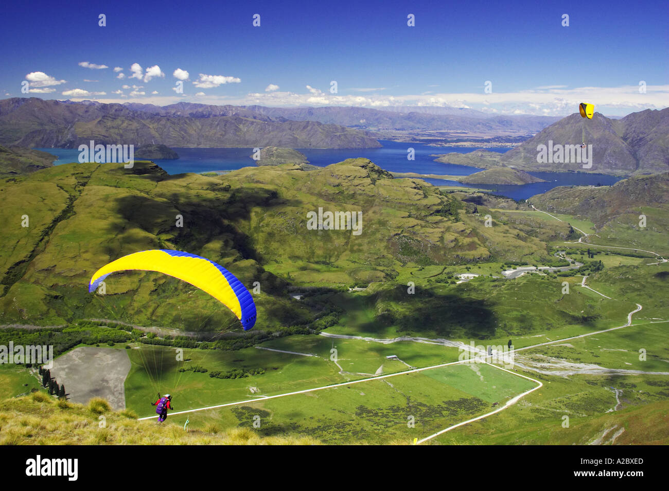 Paraglider Treble Cone Wanaka South Island New Zealand Stock Photo - Alamy