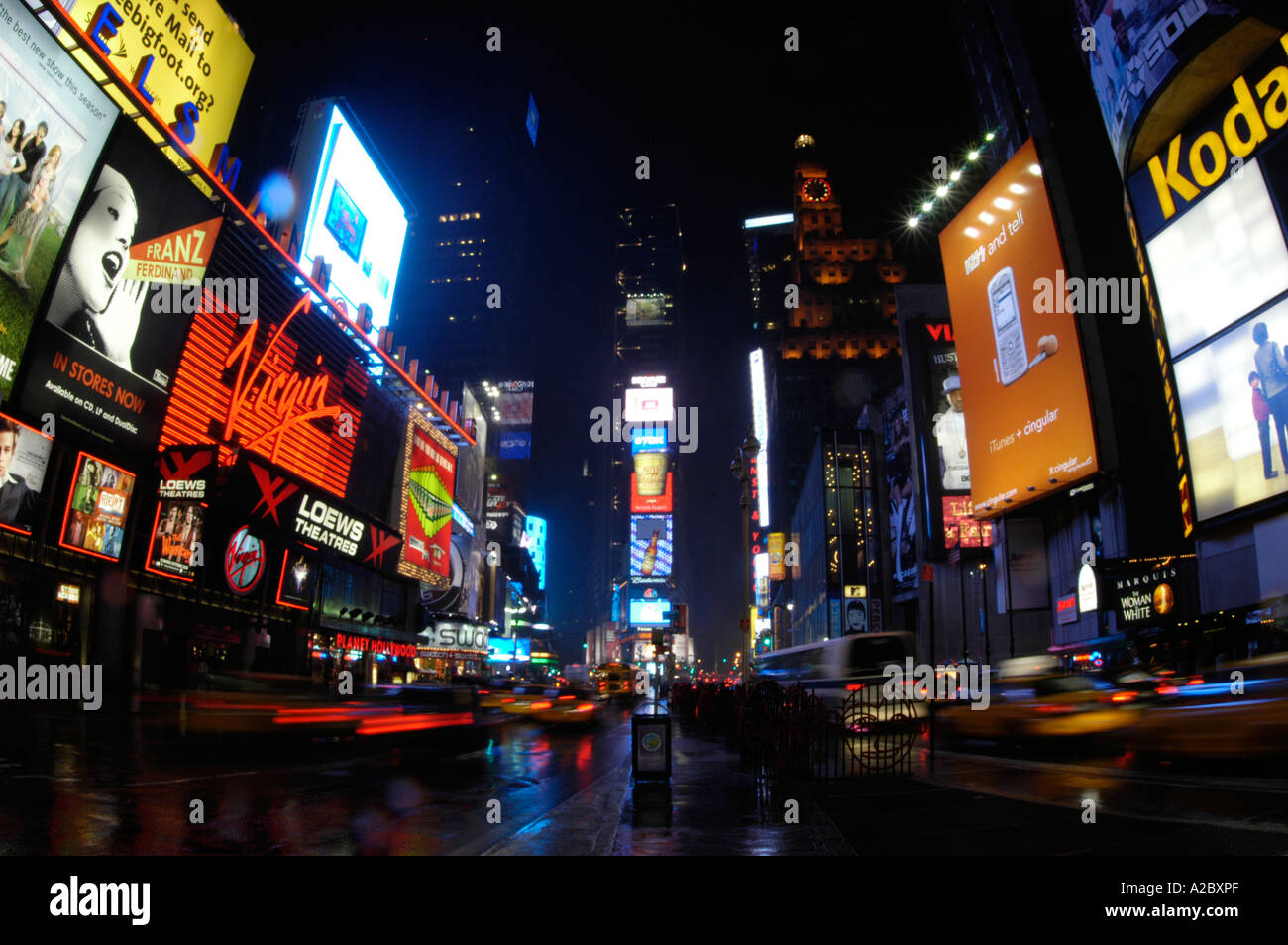 Time Square New York City USA on a rainy night Stock Photo - Alamy