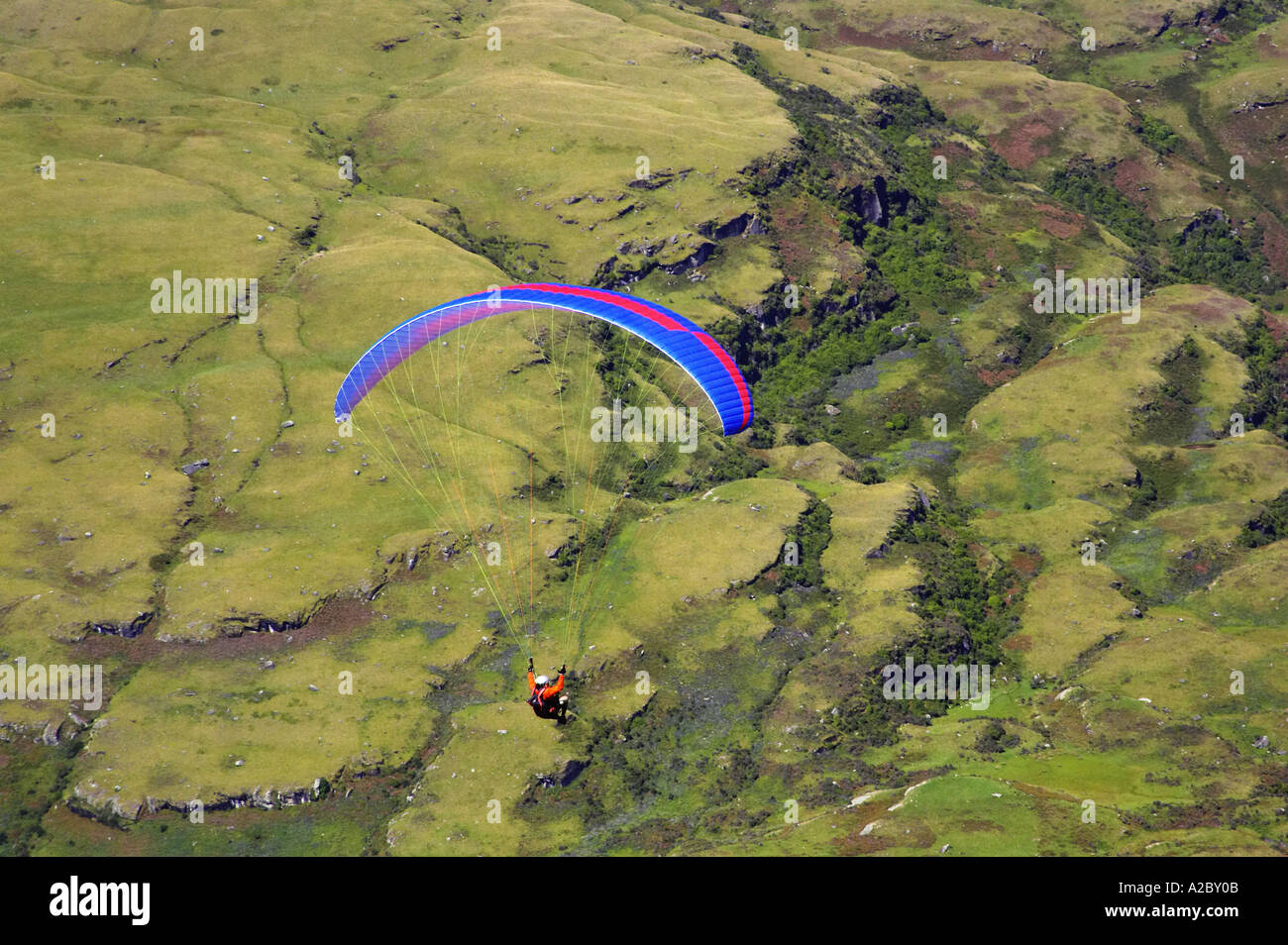 Paraglider Treble Cone Wanaka South Island New Zealand Stock Photo - Alamy
