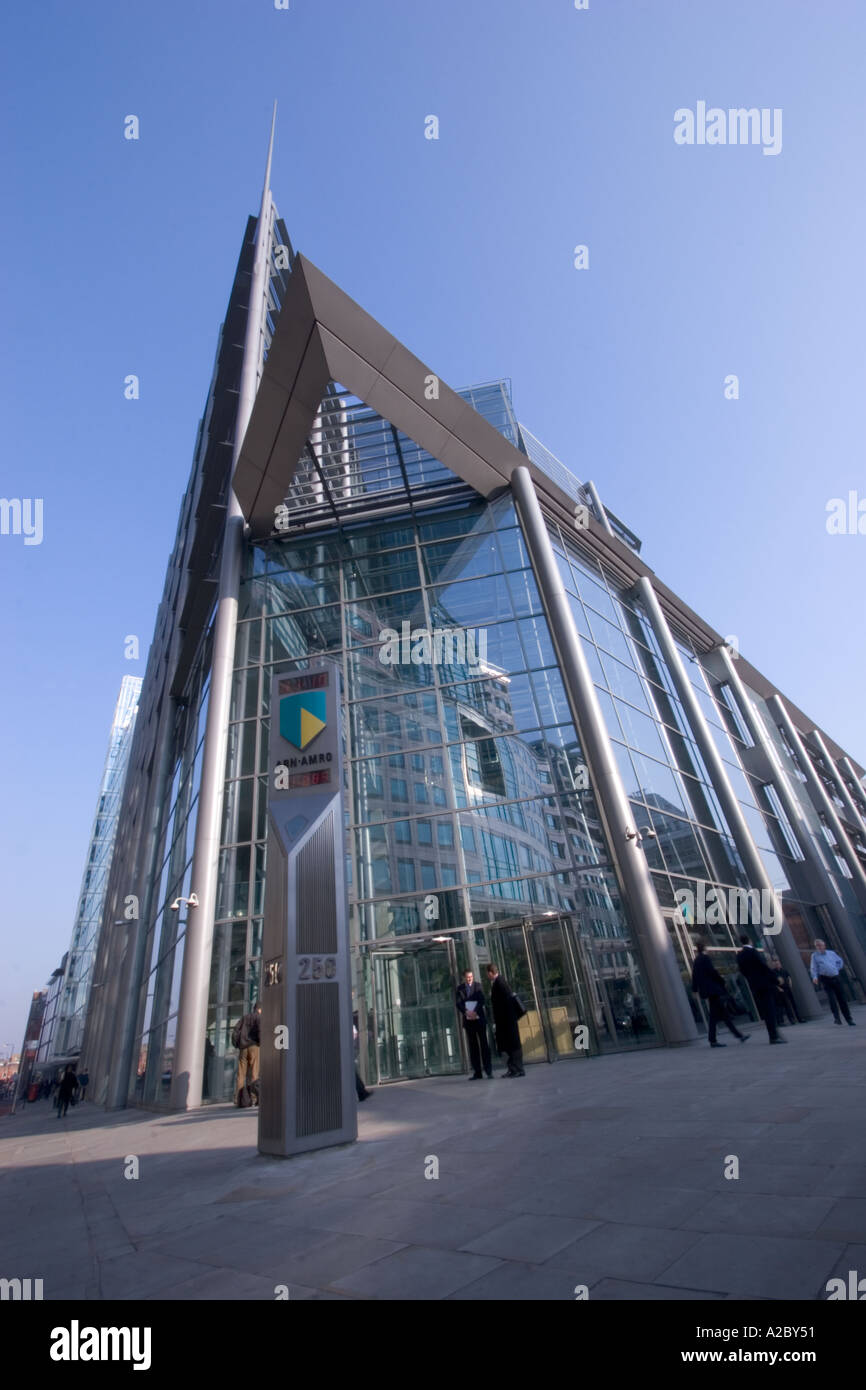 ABN Amro London office of Dutch Private bank Architecture by The ...