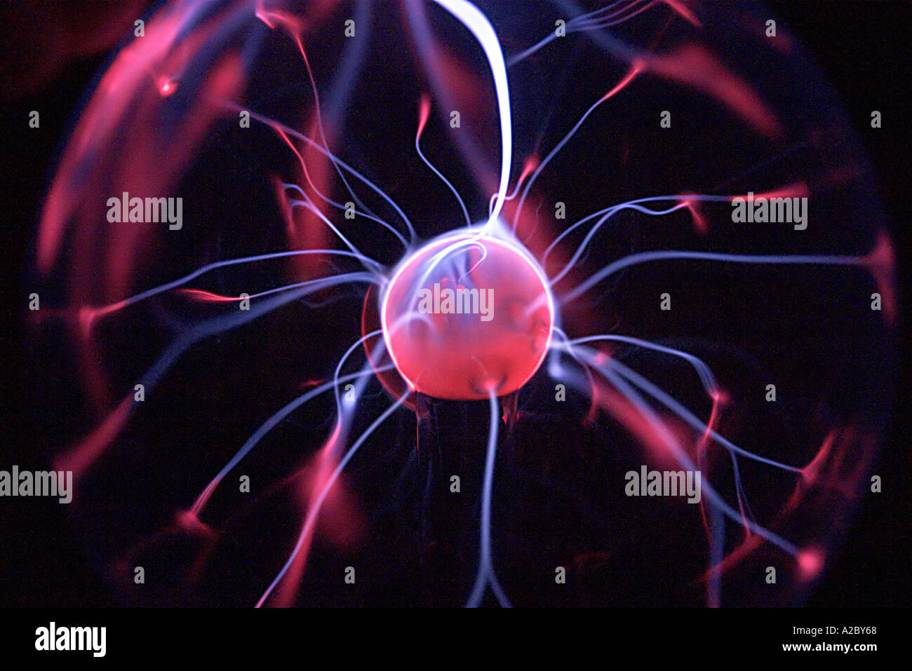 Electric field plasma hi-res stock photography and images - Alamy