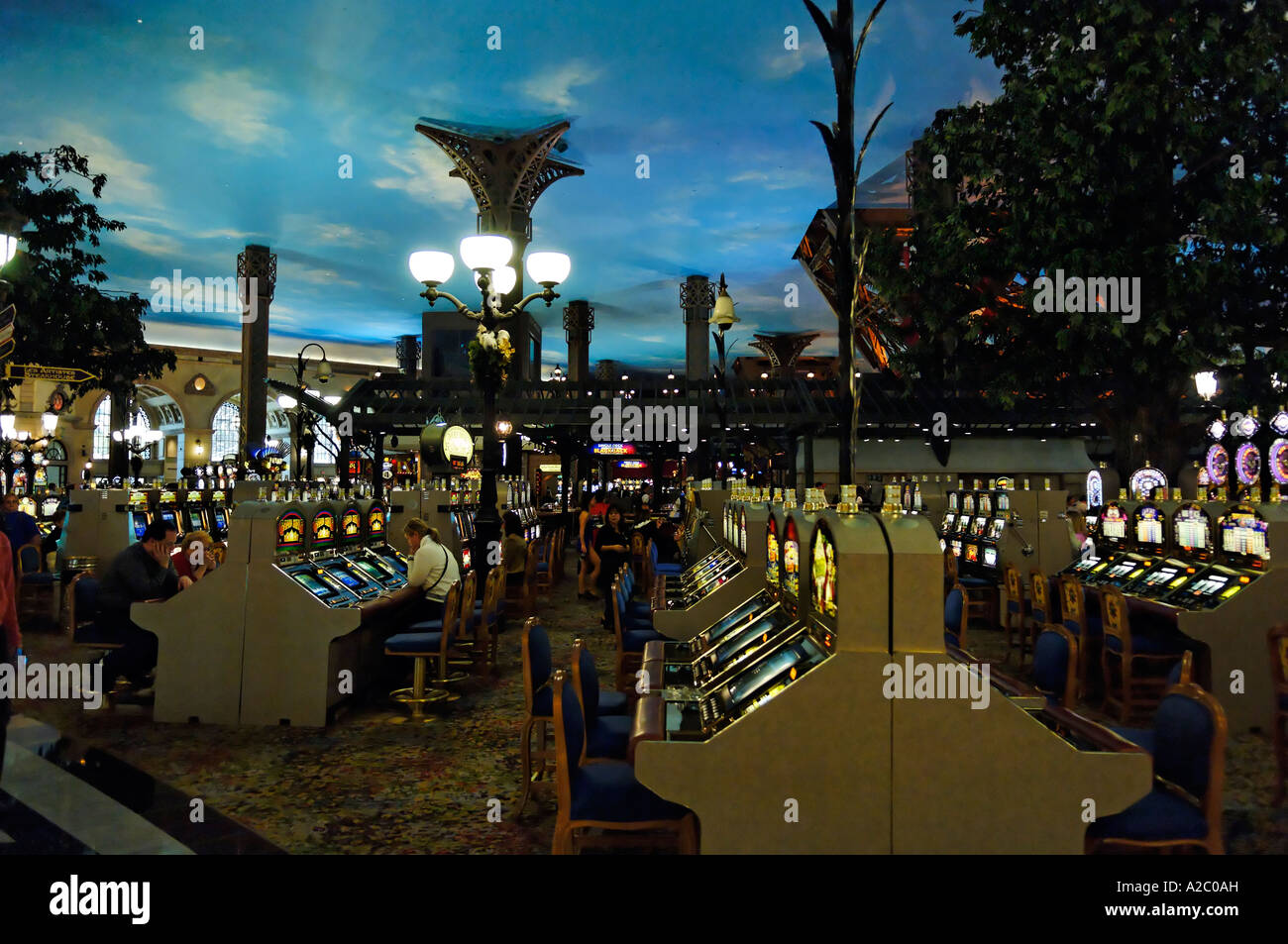 Rows of gaming machines hi-res stock photography and images - Alamy