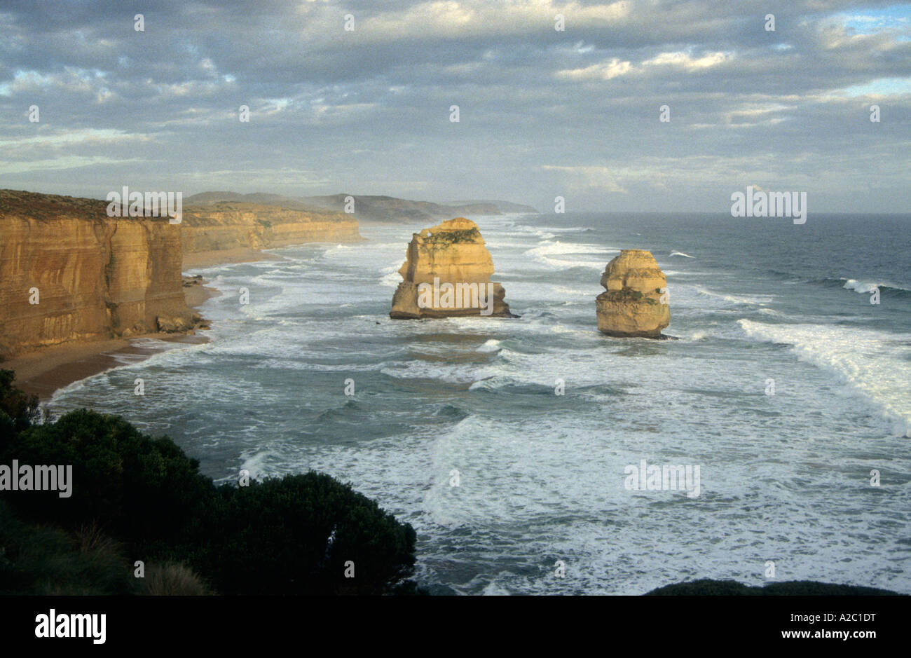 Stacks along the Great Ocean Road, Victoria, Australia Stock Photo - Alamy