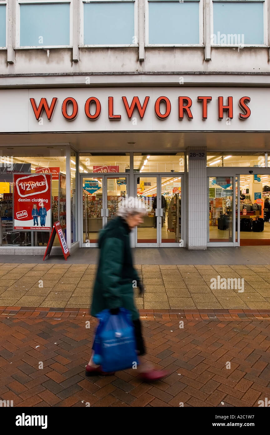 WOOLWORTHS RETAIL STORE Stock Photo - Alamy