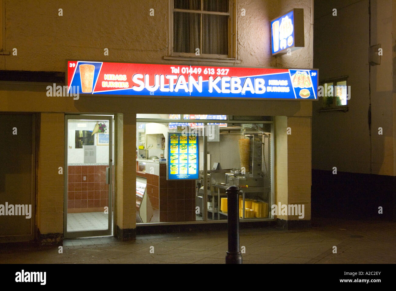 Kebab shop uk night hi-res stock photography and images - Alamy