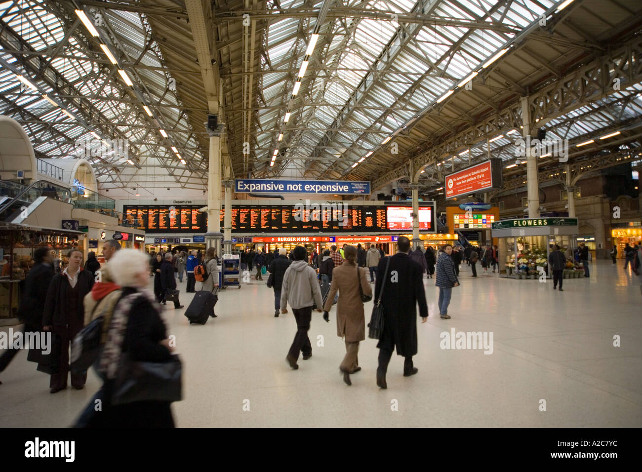 Victoria railway hi-res stock photography and images - Alamy