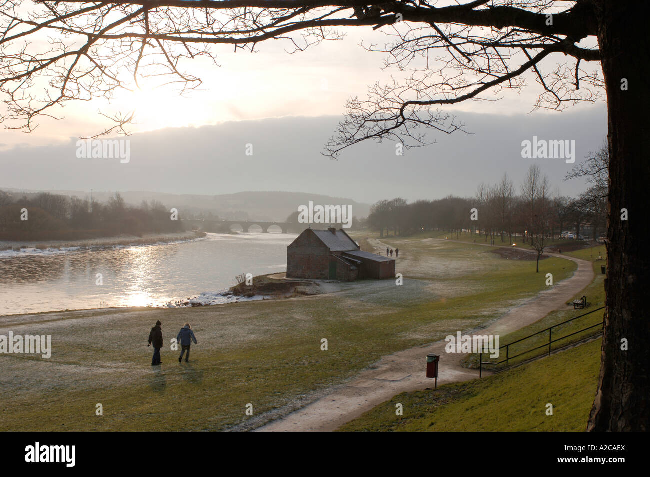 Riverside Walk River Dee Aberdeen Stock Photo - Alamy