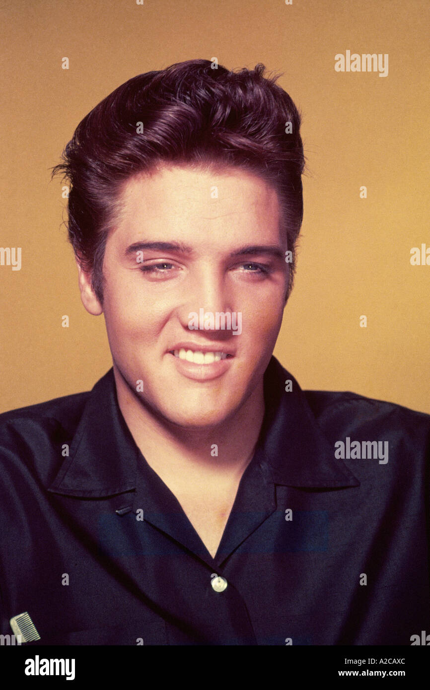ELVIS PRESLEY - US singer/actor 1935-1977 Stock Photo - Alamy