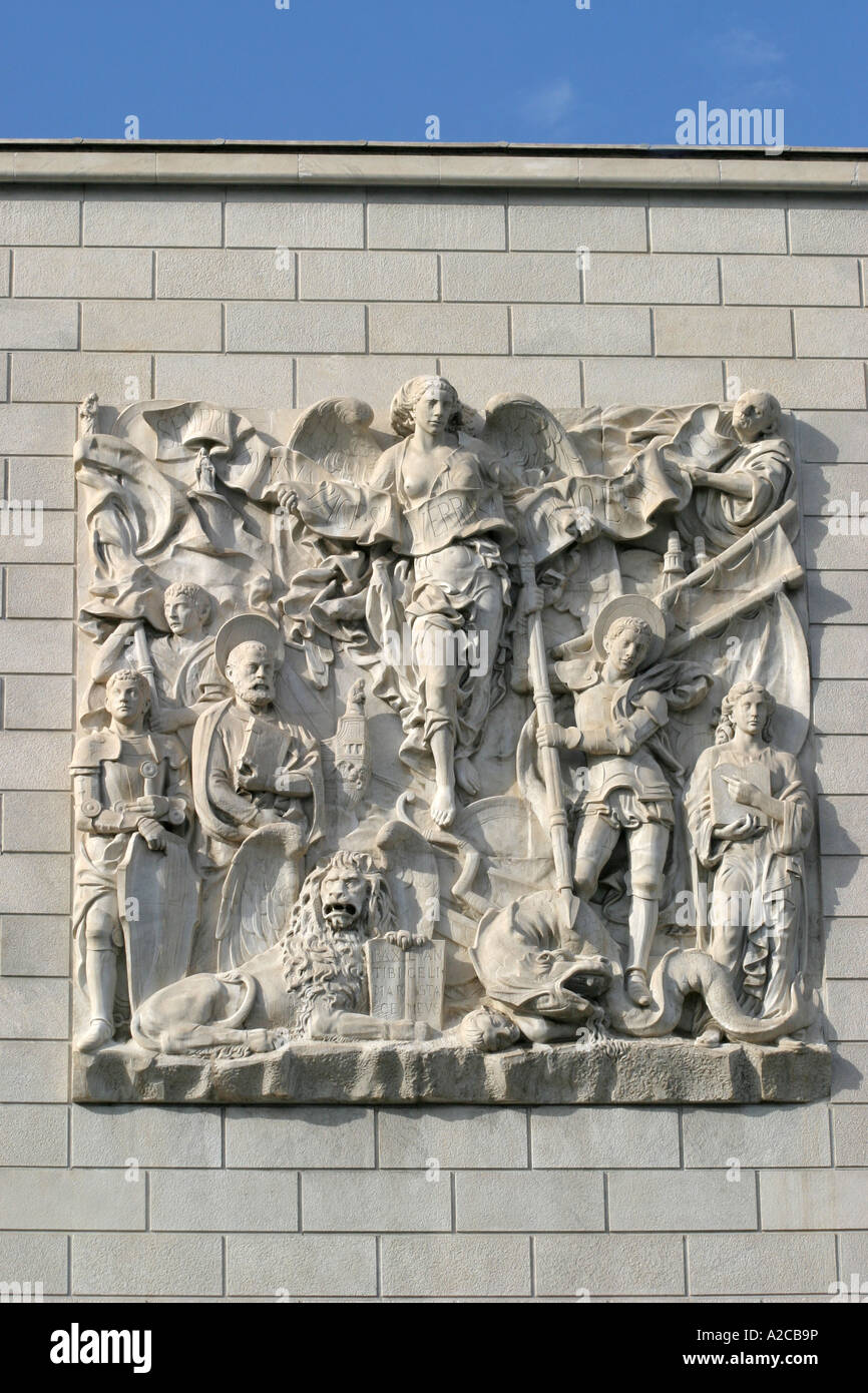 Plaque on Mussolini's EUR Rome fascist architecture Stock Photo - Alamy