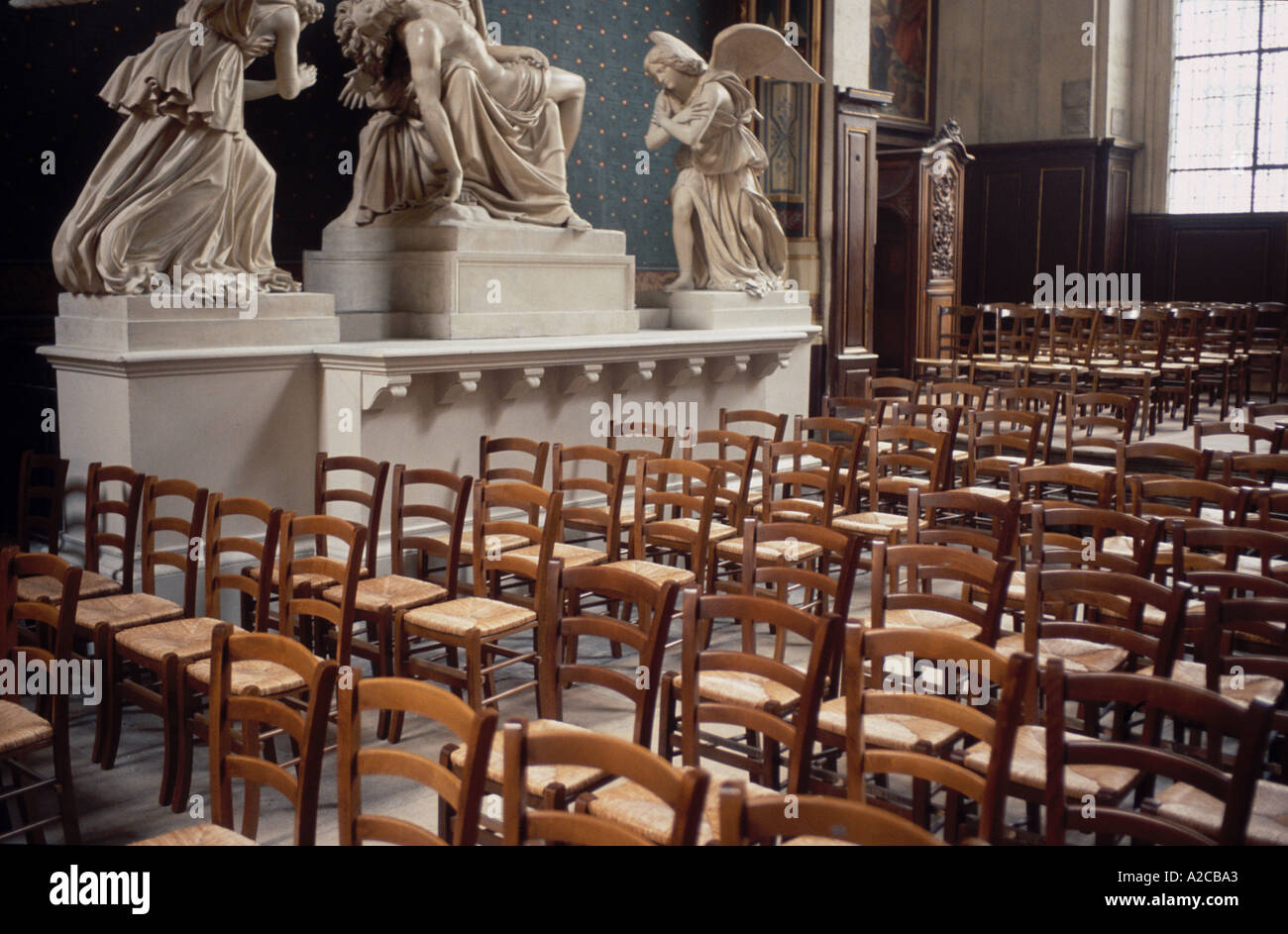Statues you must see in paris hi-res stock photography and images - Alamy