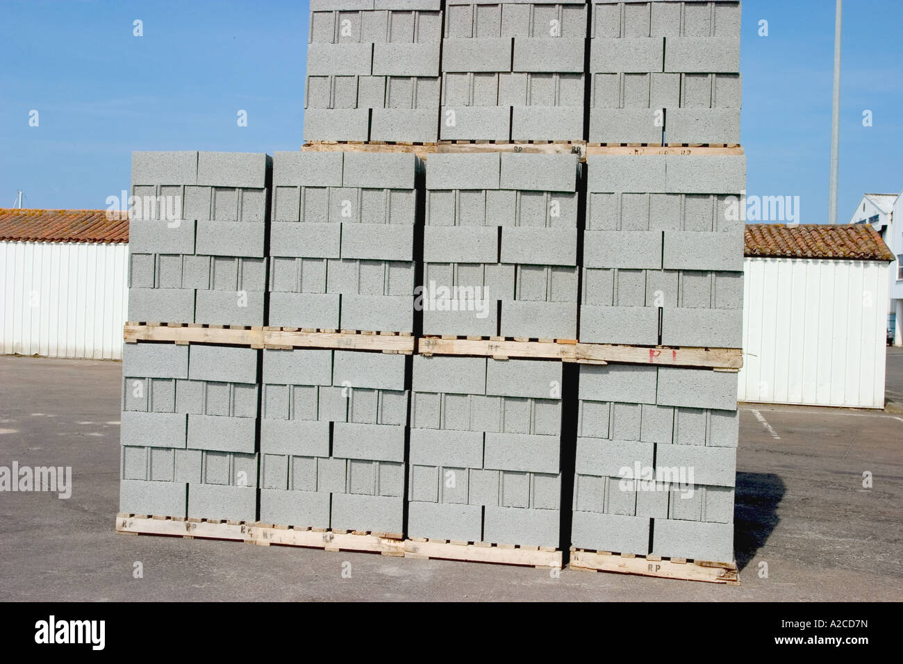 pile of cement brick ready Stock Photo - Alamy