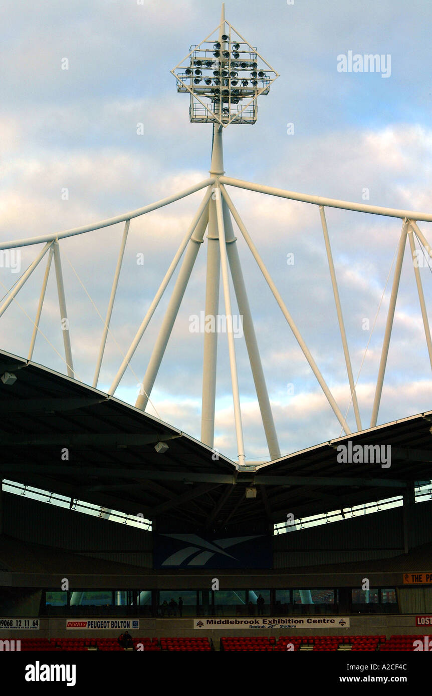 Floodlights at the reebok stadium hi-res stock photography and images ...