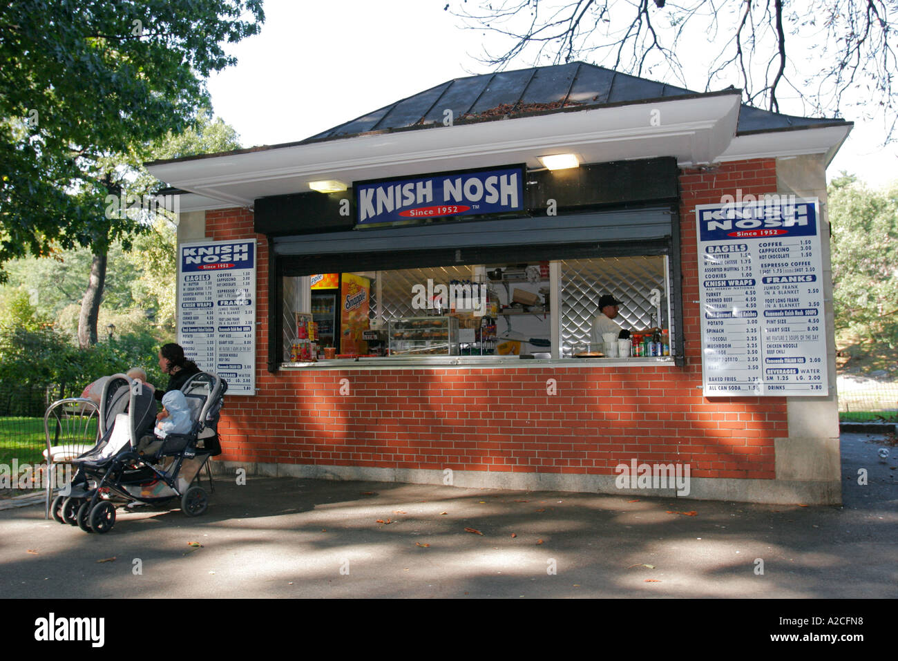 Knish Nosh Central Park Manhattan New York Stock Photo - Alamy