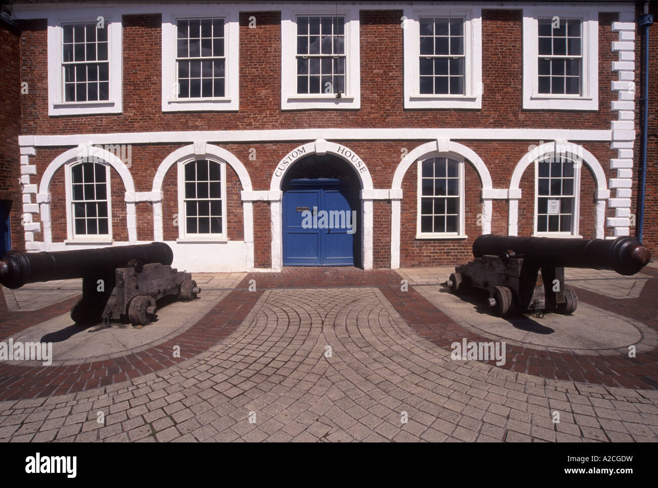Cannon exeter hi-res stock photography and images - Alamy